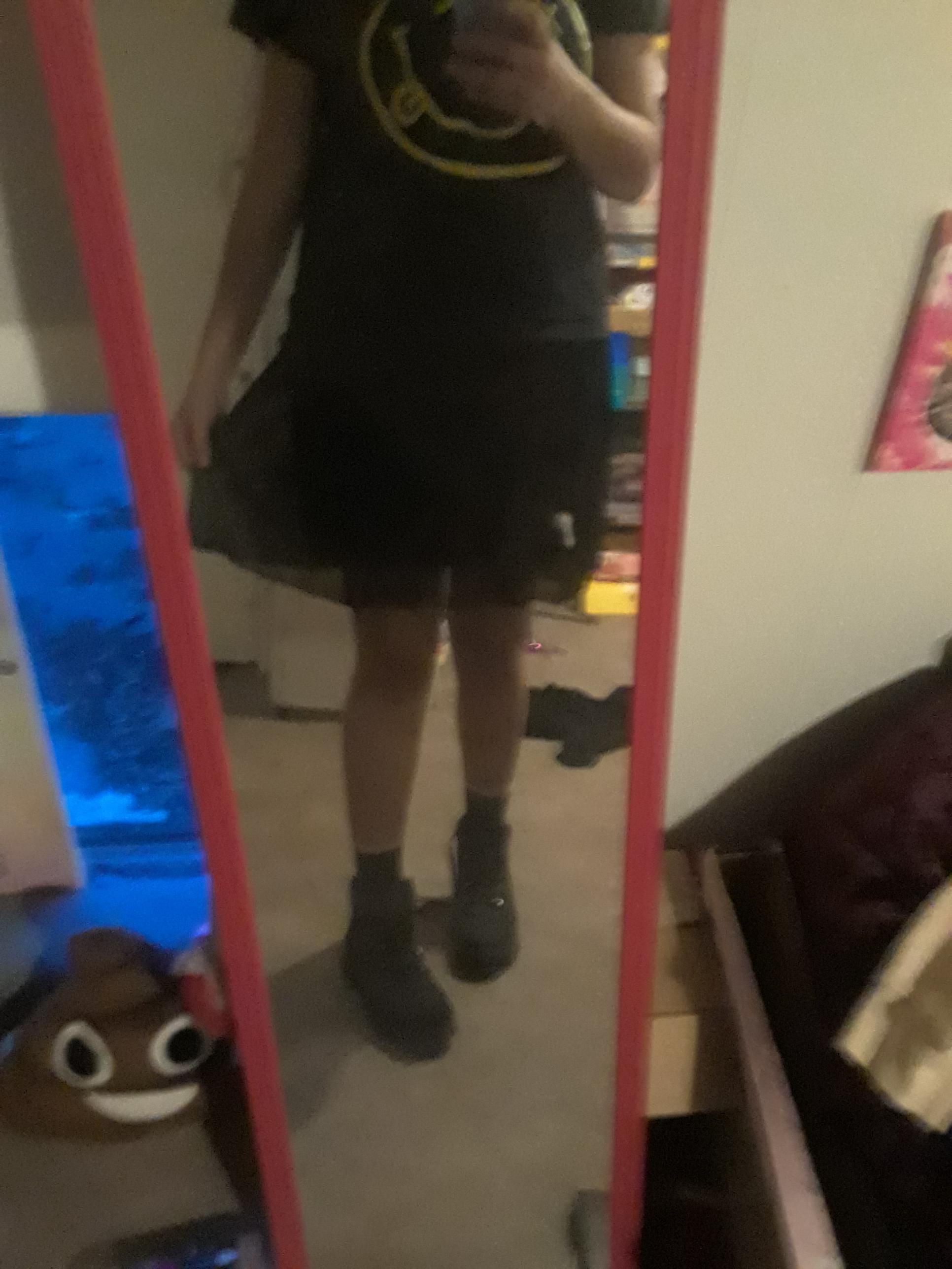 Goth femboys are really cute and I like this outfit alot | Scrolller