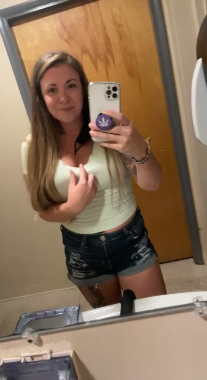 Gotta show them to you every chance I get :P | Scrolller