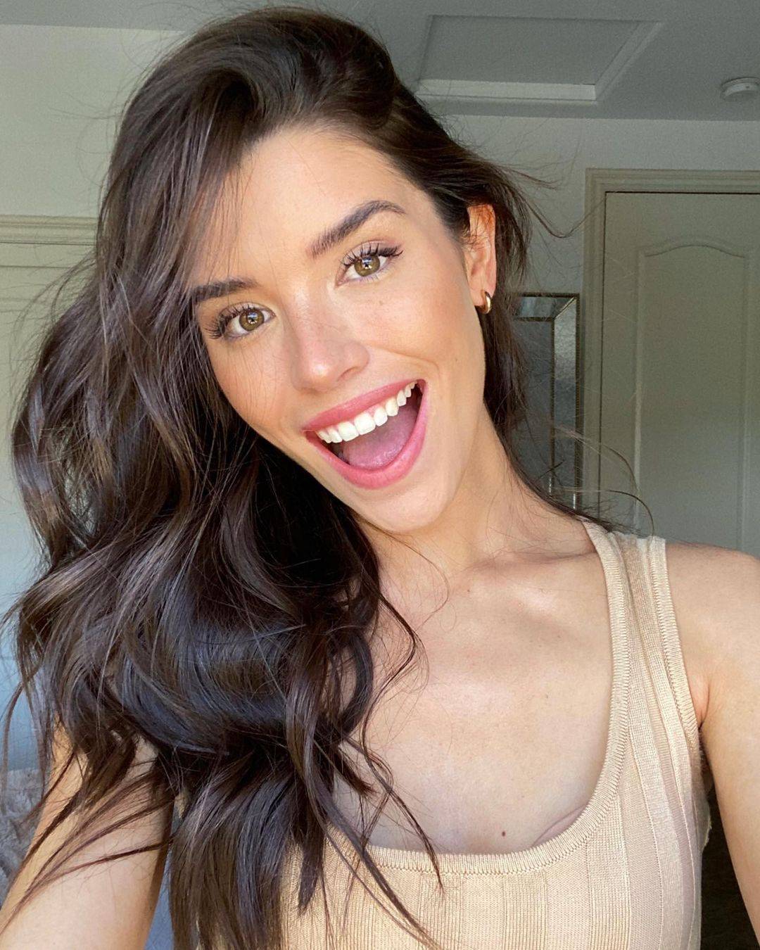 Gracie Phillips | Scrolller