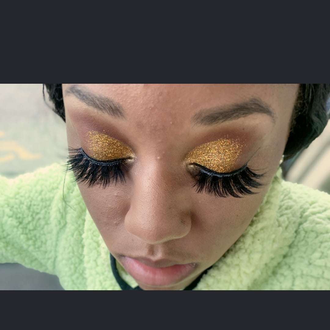 Graduation look I did on my friends daughter! She wanted the big dramatic lashes! | Scrolller