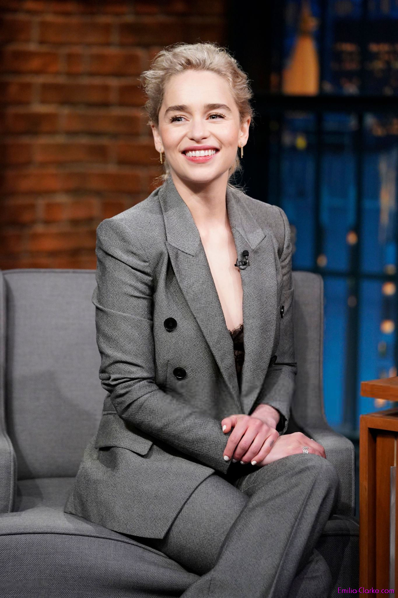 Gray suit | Scrolller