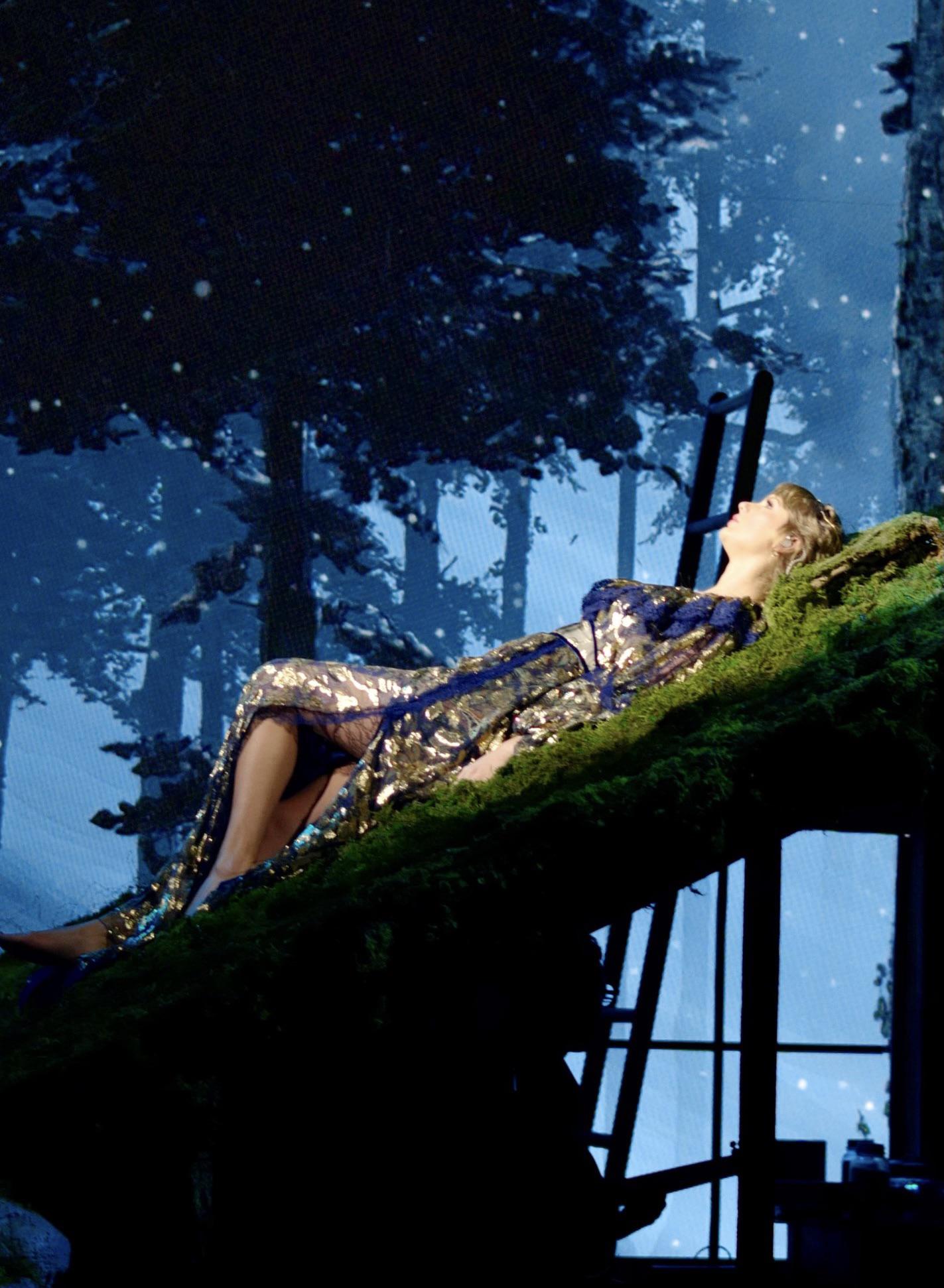 Great performance | Scrolller