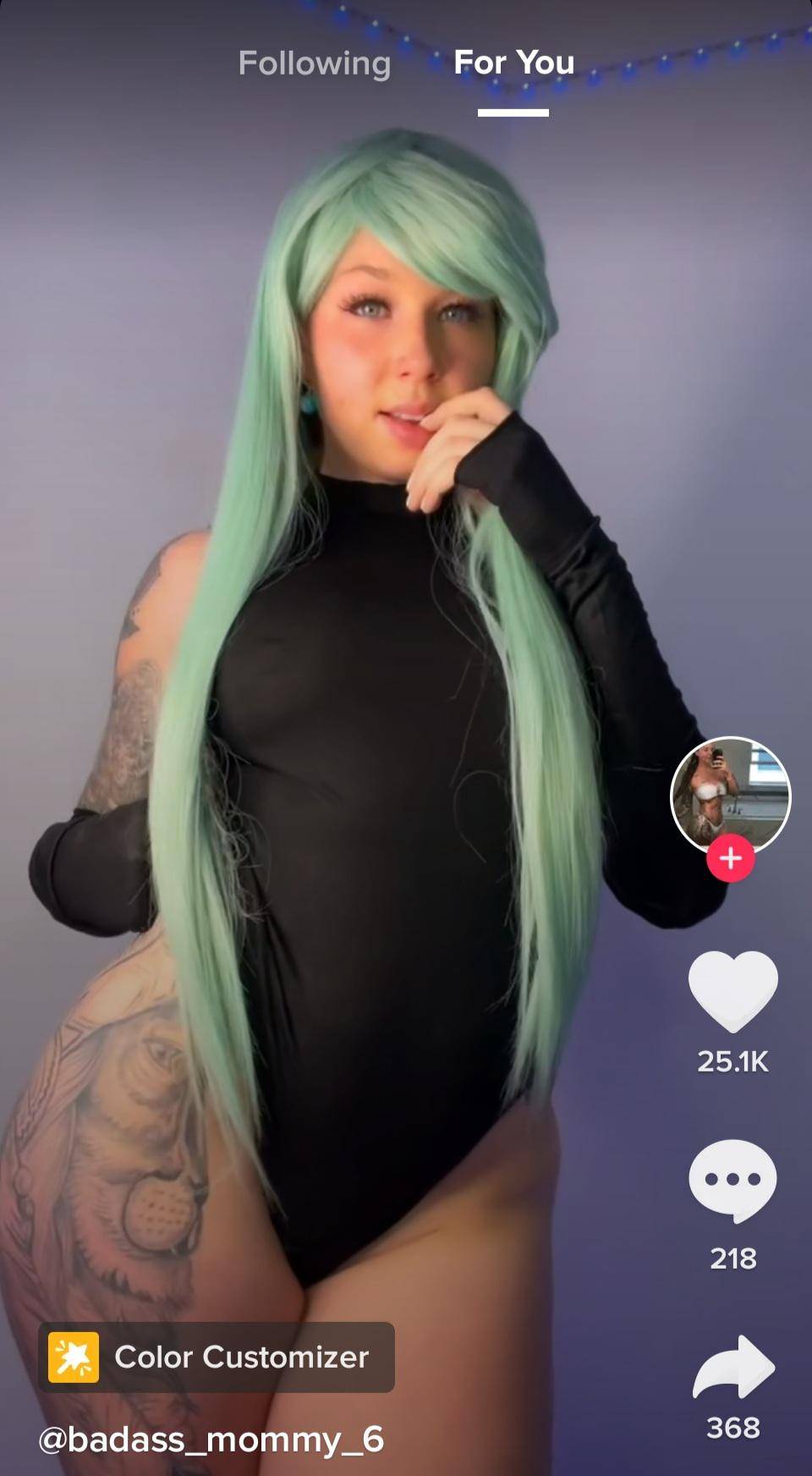 Great tits and tattoos 😍 | Scrolller