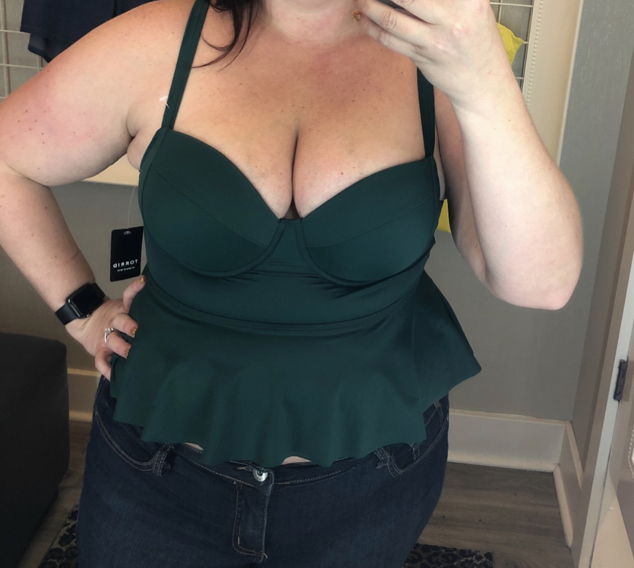 Green Cleav | Scrolller