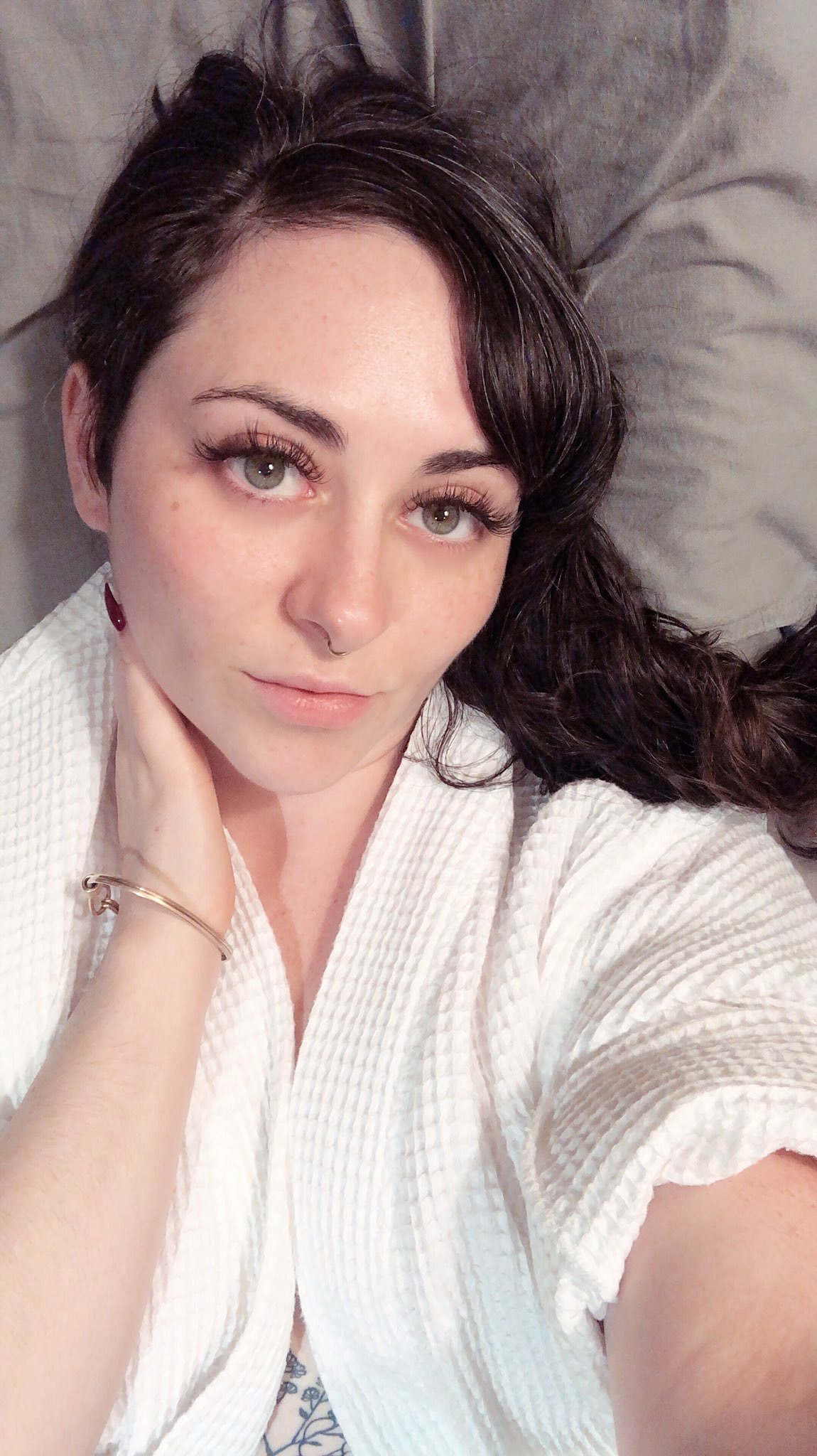 Green eyes and freckles. Perfect combination, y/n? | Scrolller