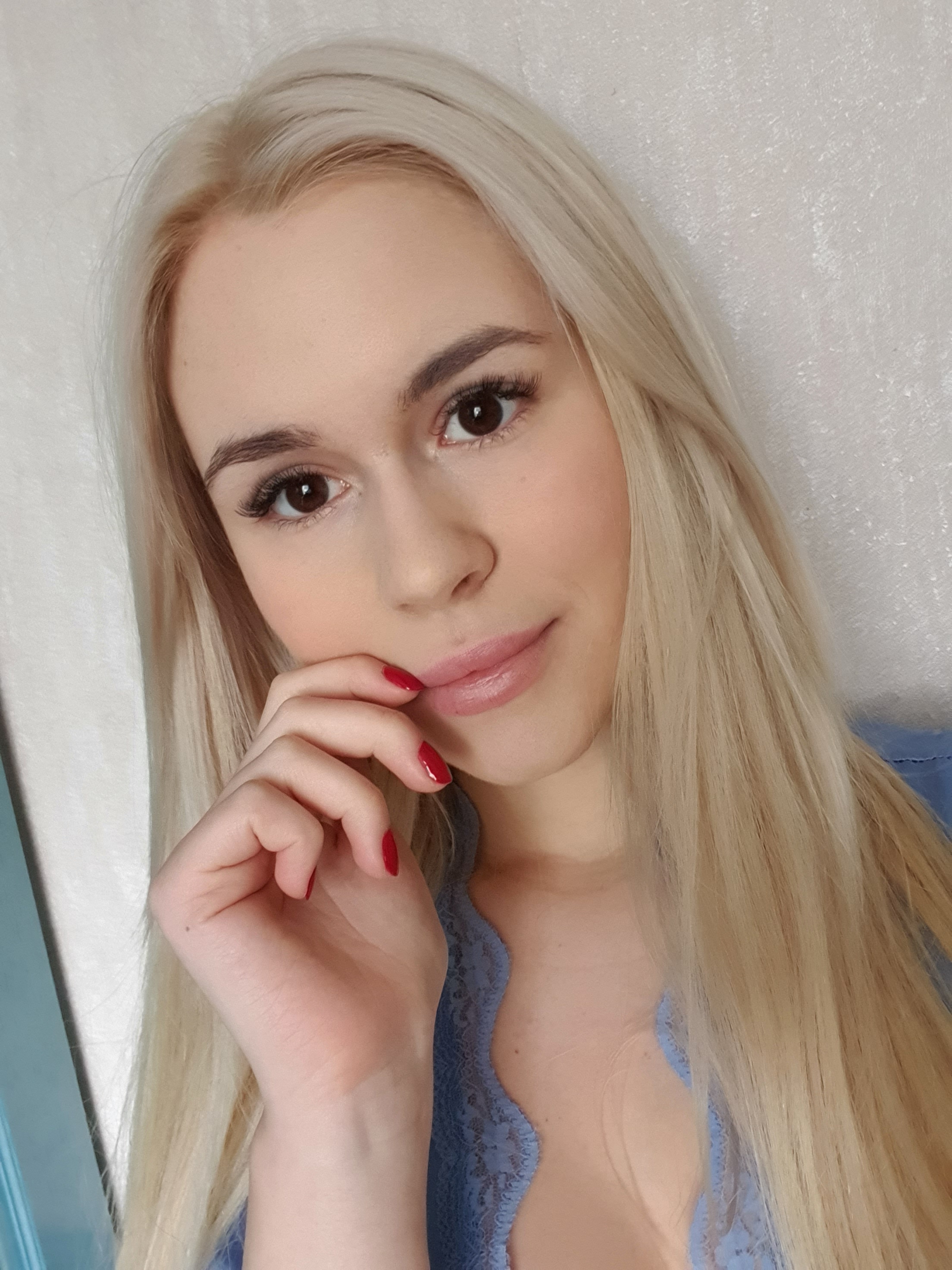 greetings from Moscow | Scrolller