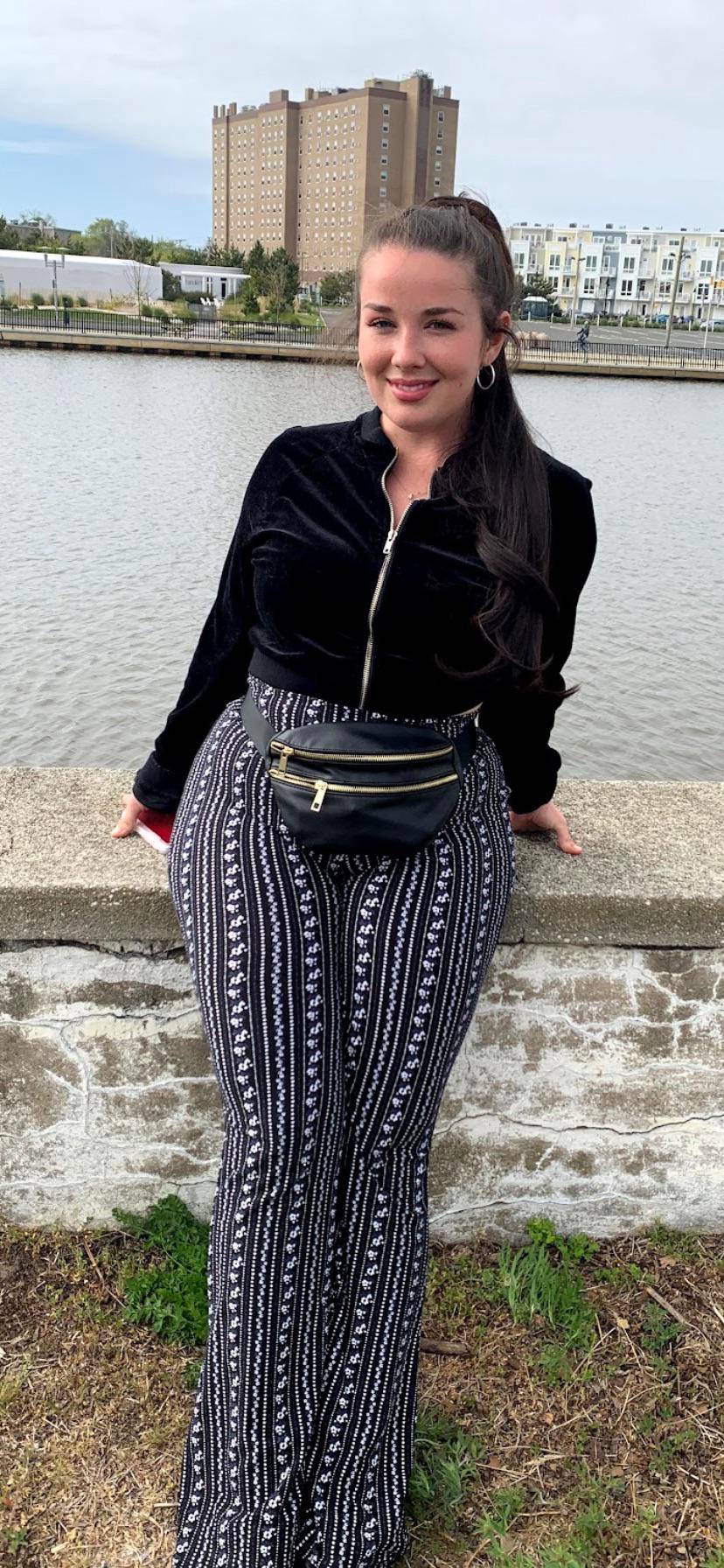 Guess my age!! 🤔 | Scrolller