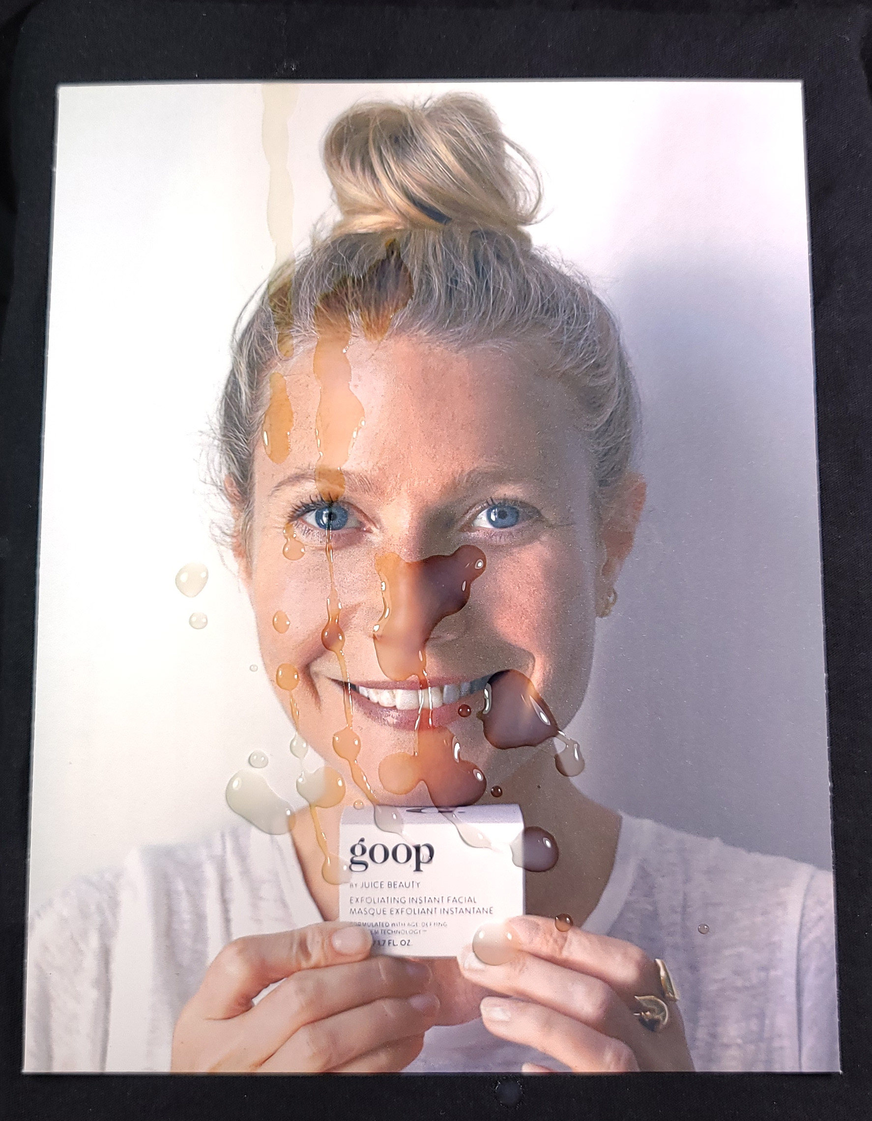Gwyneth Paltrows Goop Facial Scrolller
