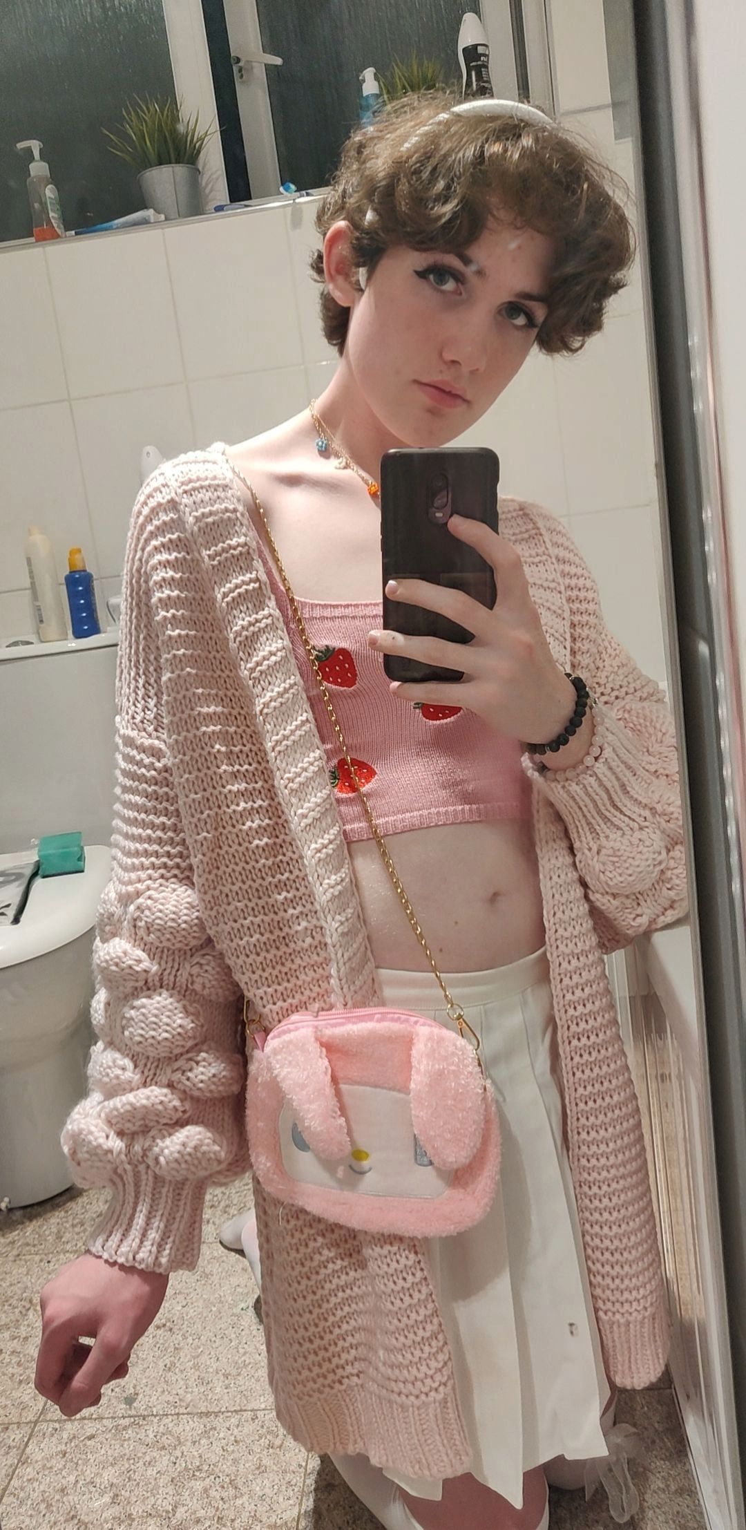 Haiii! 💗 | Scrolller