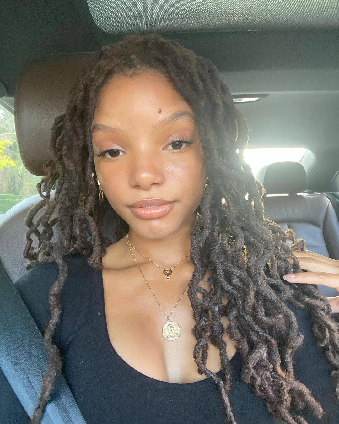 Halle Bailey | Scrolller