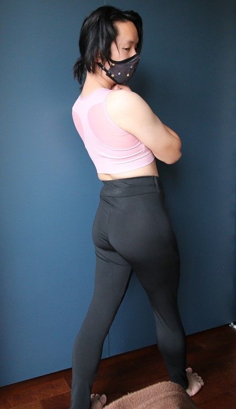 Hallo there | Scrolller