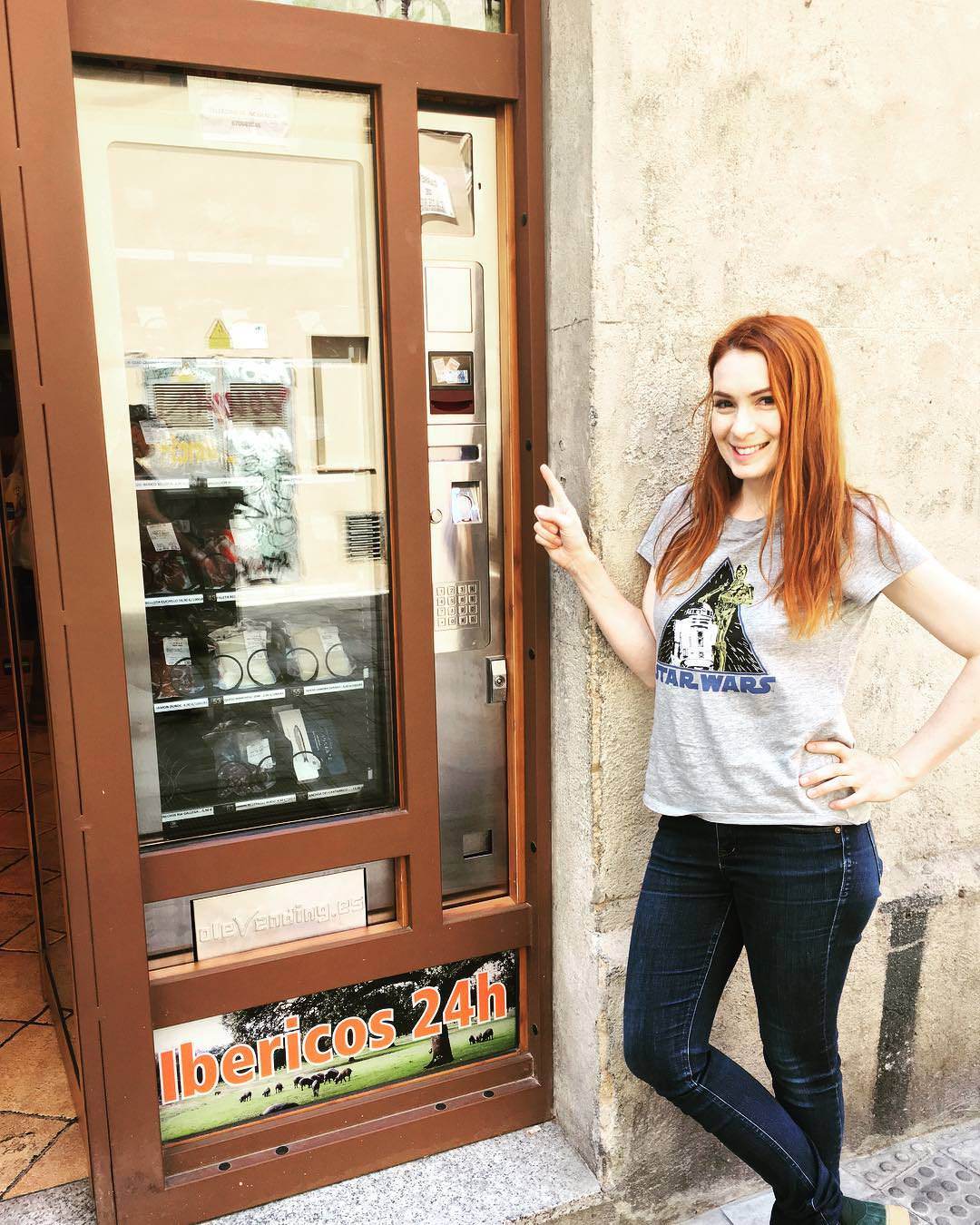 Ham. 24/7 | Scrolller