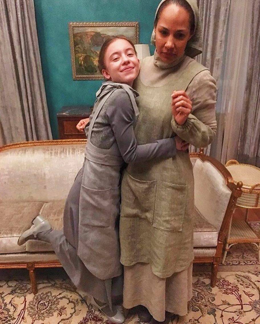 Handmaid's Tale BTS | Scrolller