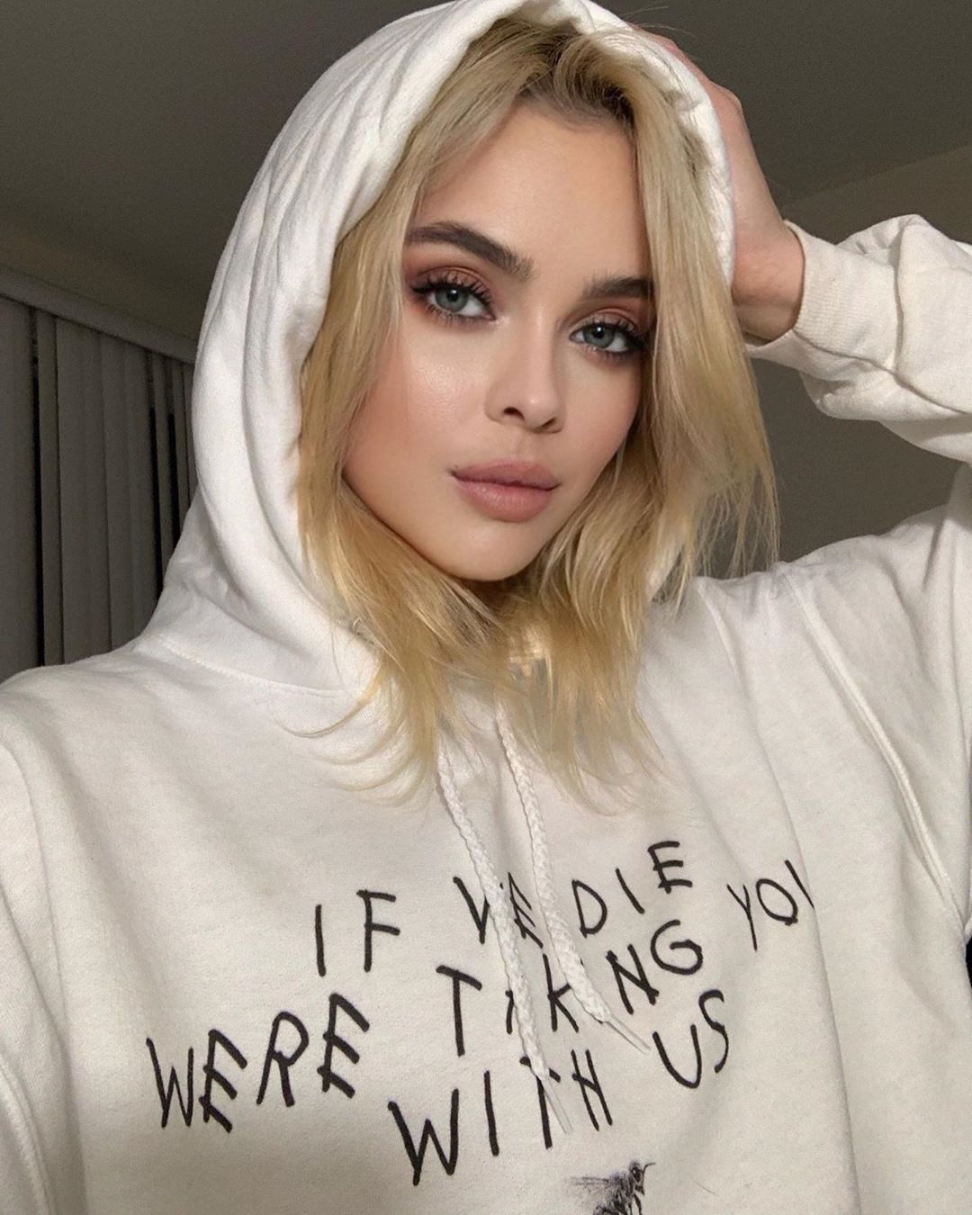 Hannah Glasby [irtr] | Scrolller