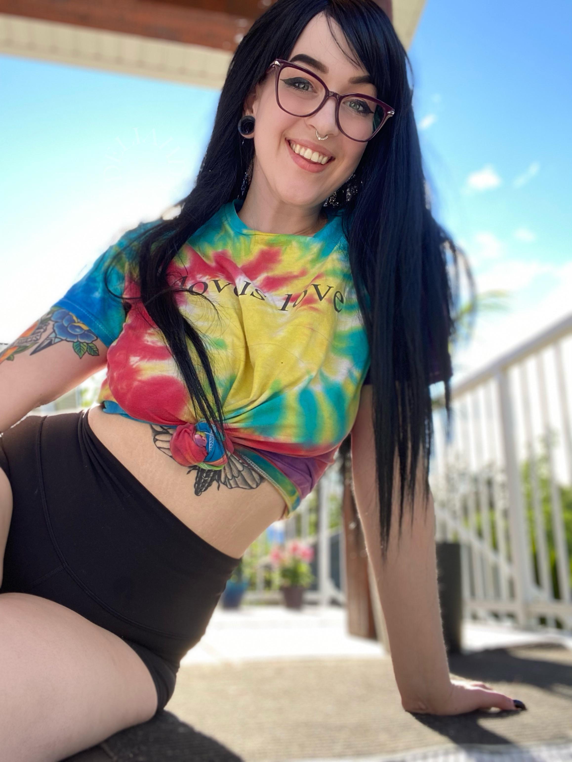 Happiest when the sun is shining ☀️😇 | Scrolller