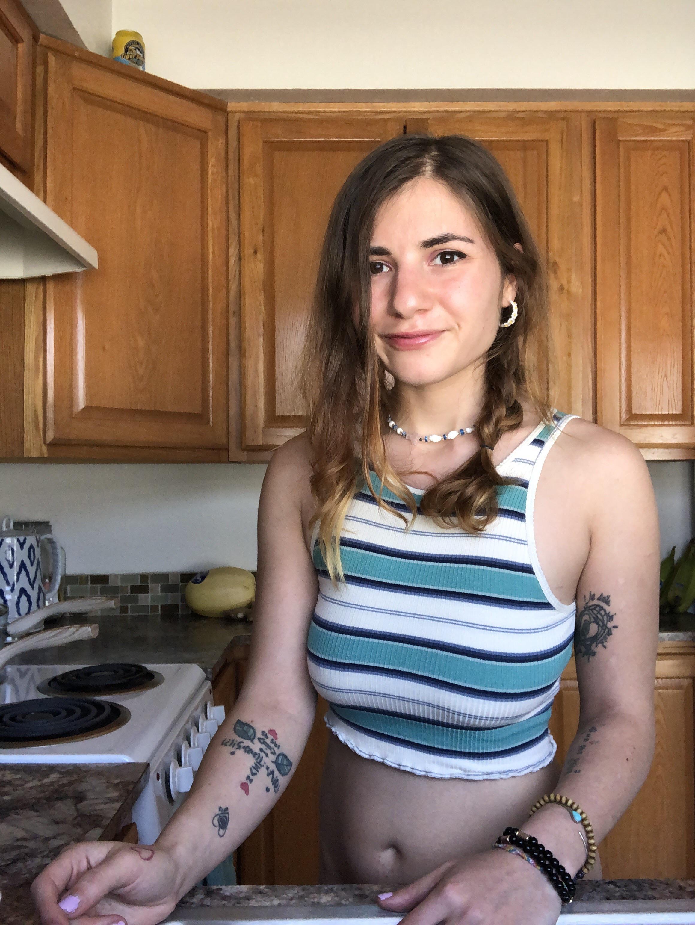 Happy cause I actually finished my hw early 😅 [over 18] | Scrolller