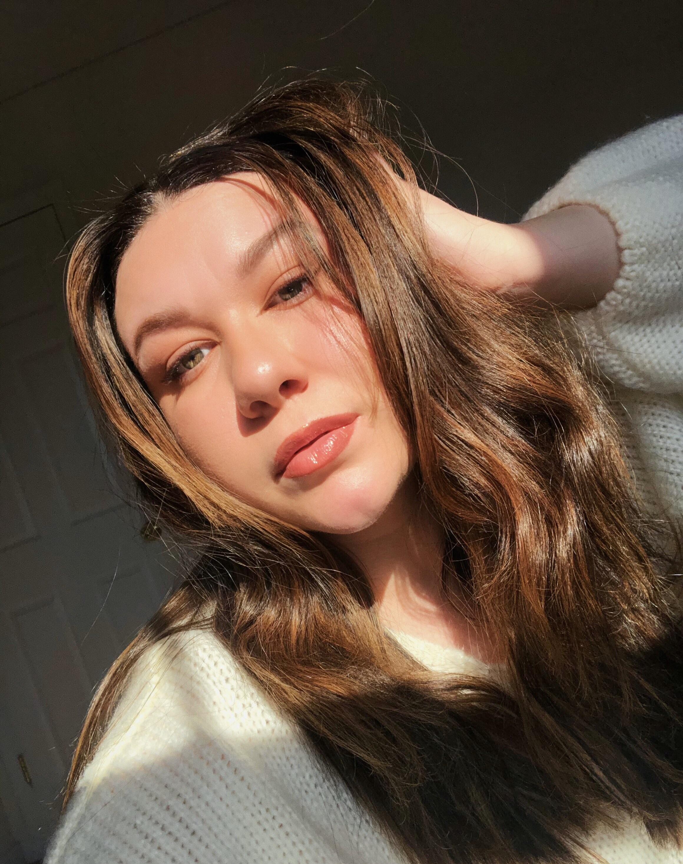 Happy Friday💛 [22] | Scrolller