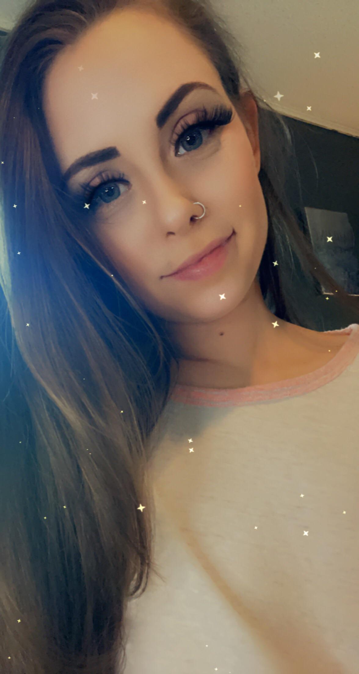 Happy Friday everyone🥰 [F29] | Scrolller