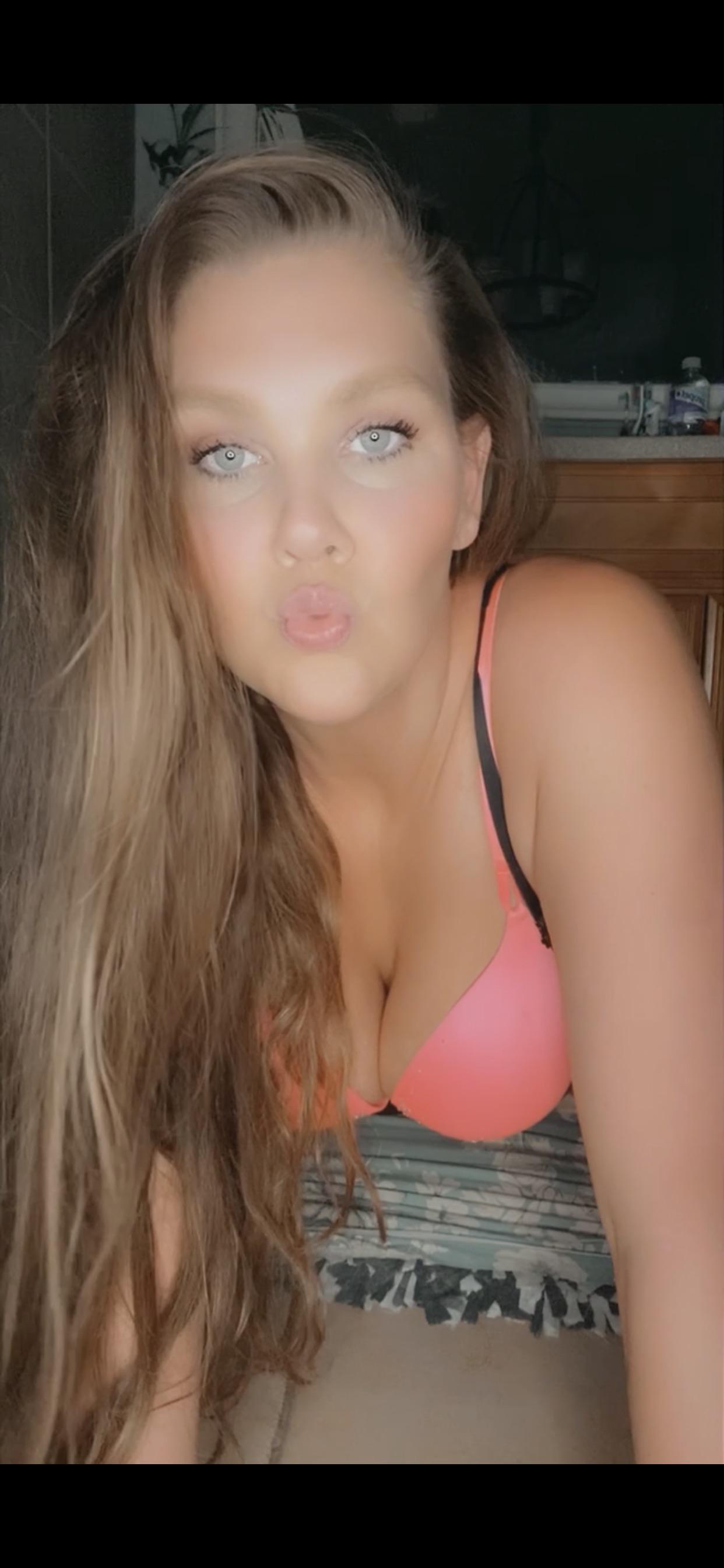 Happy Hump Day 😉 | Scrolller