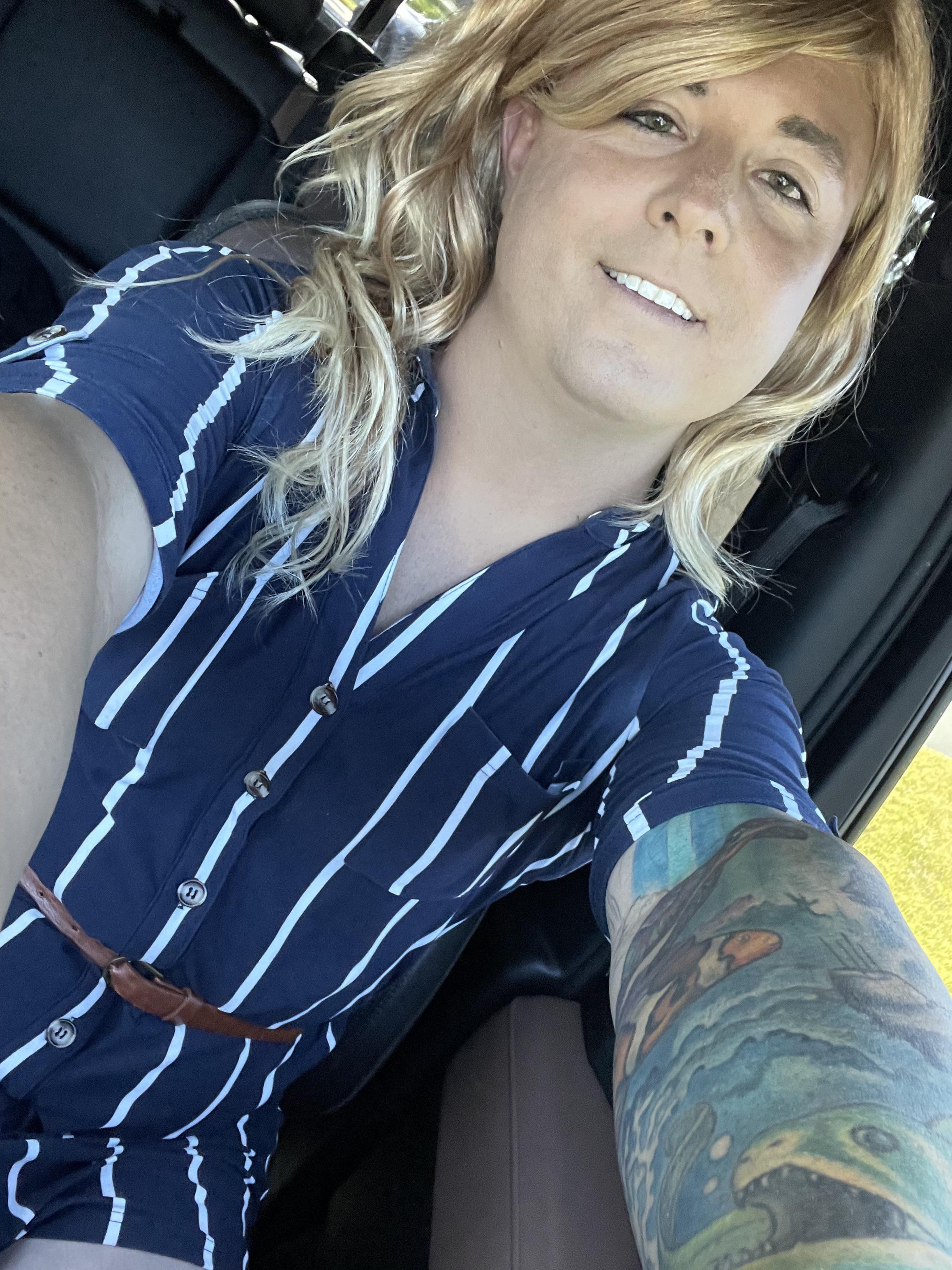 Happy hump day ladies 🙃 | Scrolller