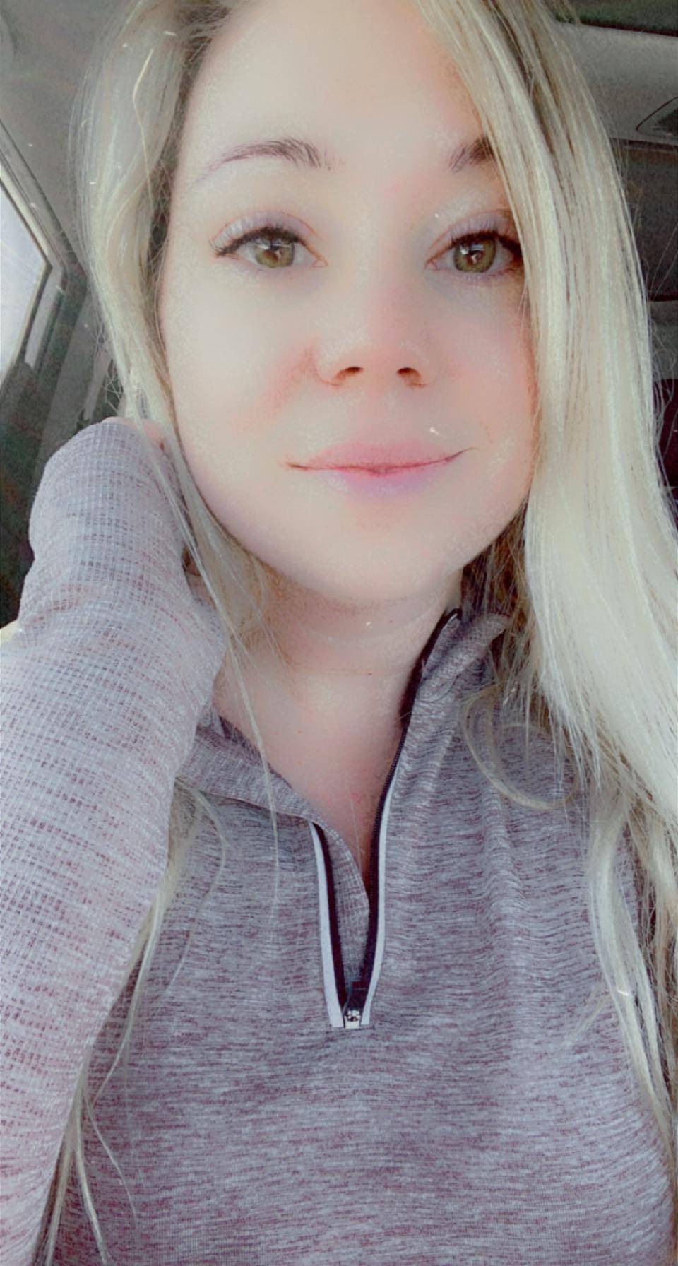 Happy Saturday [F29] | Scrolller