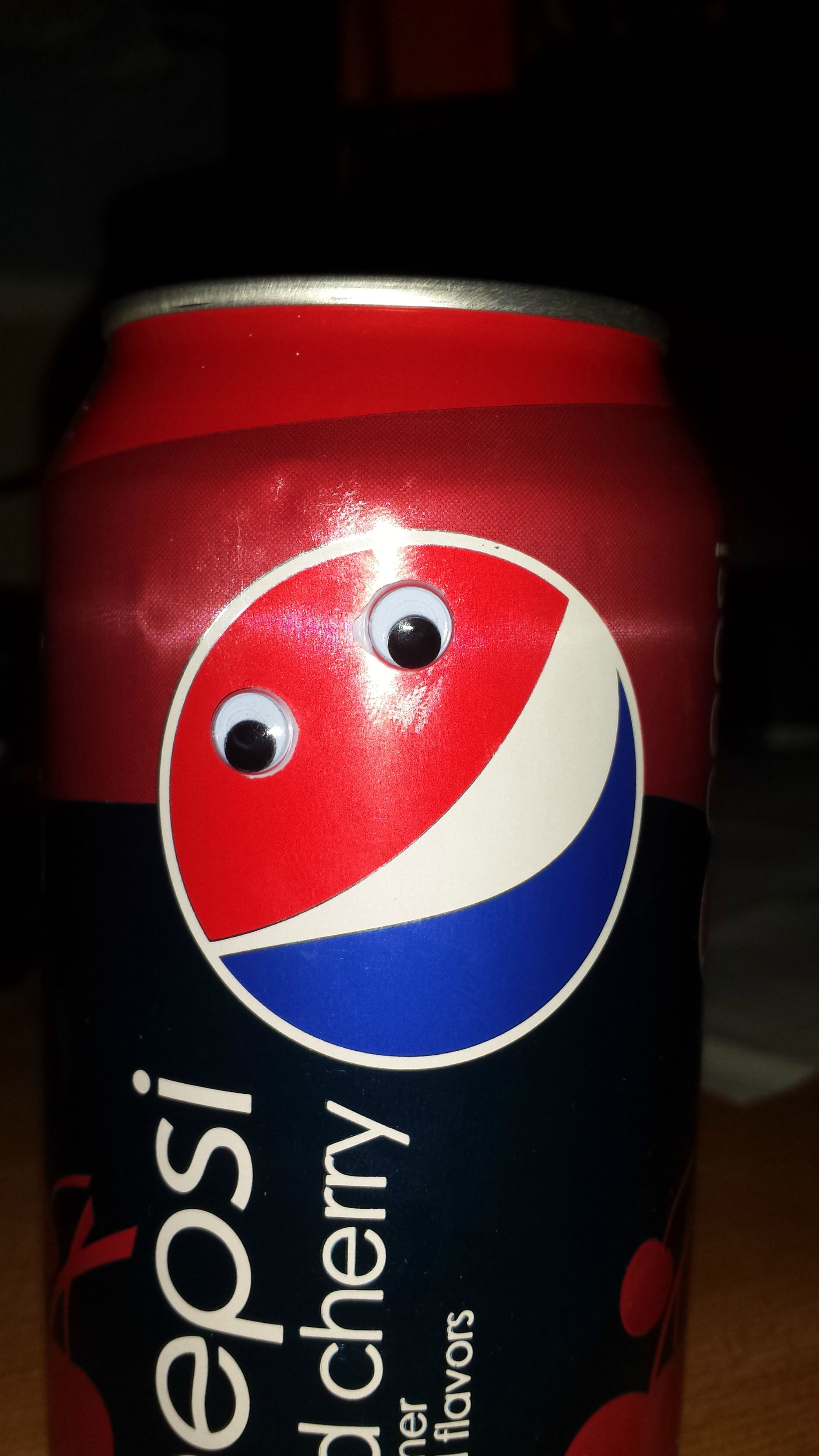 Happy soda can | Scrolller