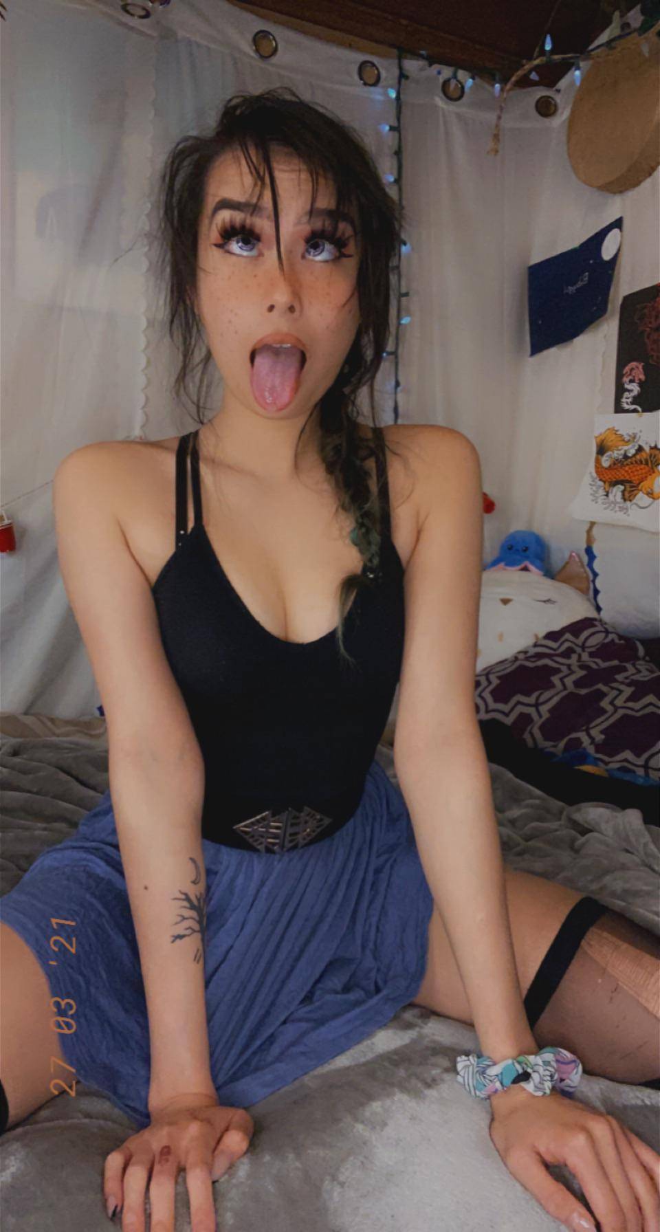 Happy Sunday king need some head | Scrolller