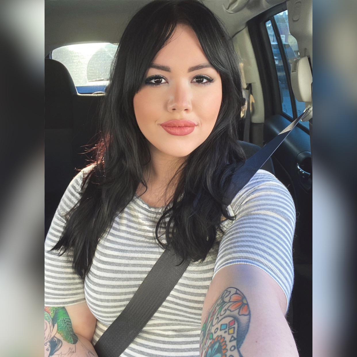 Happy Thursday babes 🖤 | Scrolller