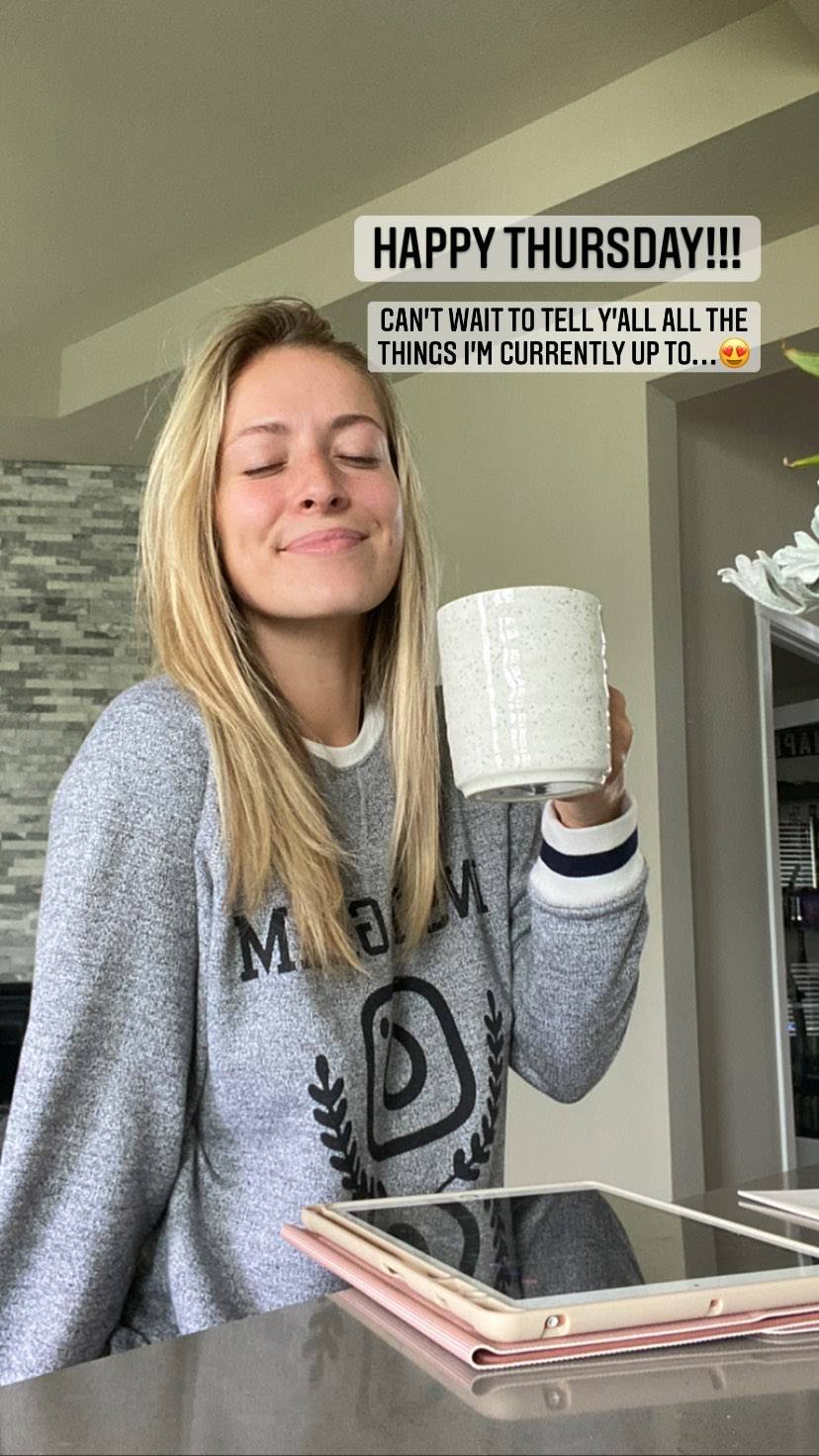 Happy Thursday | Scrolller