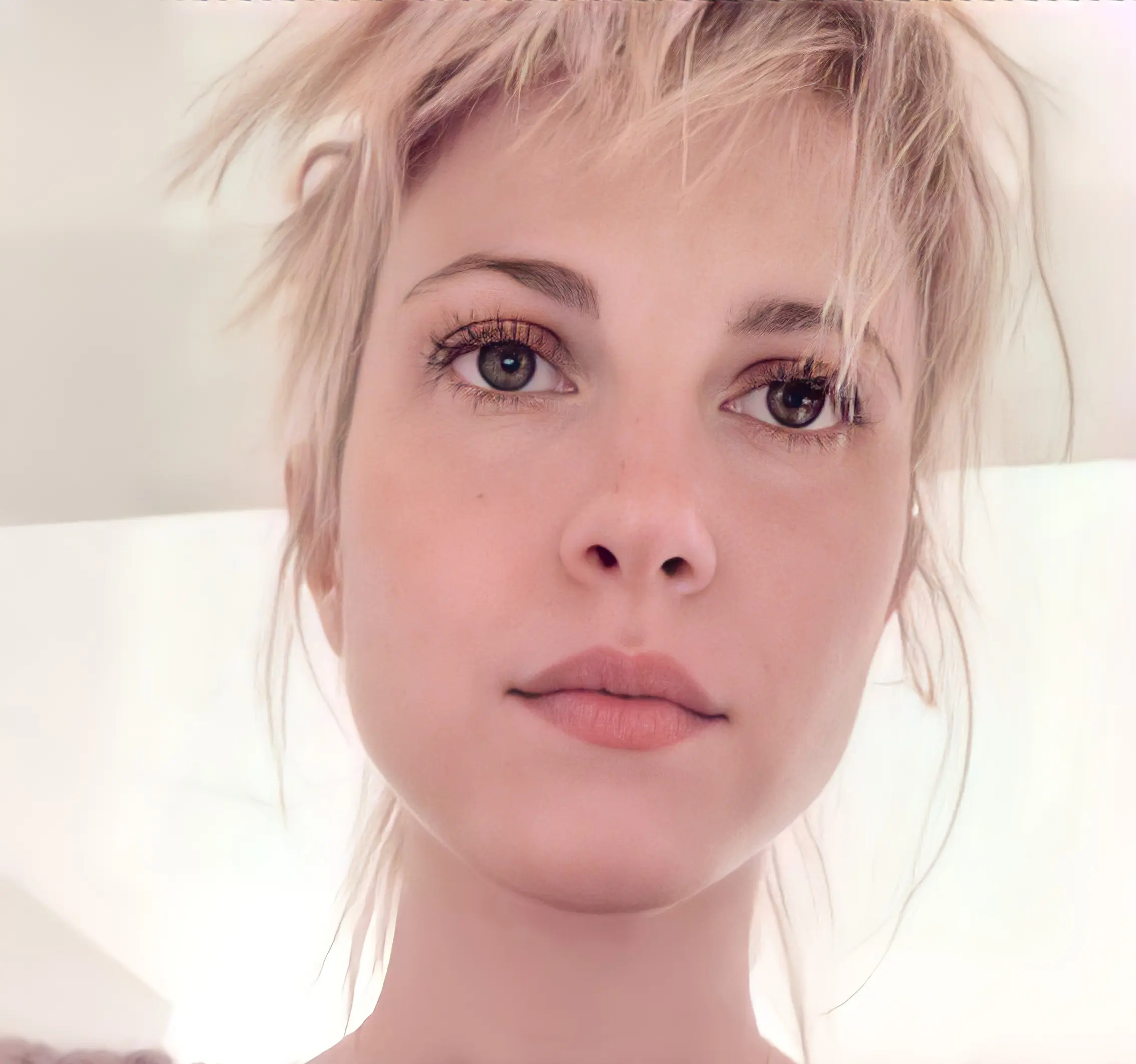 Hayley Williams Scrolller