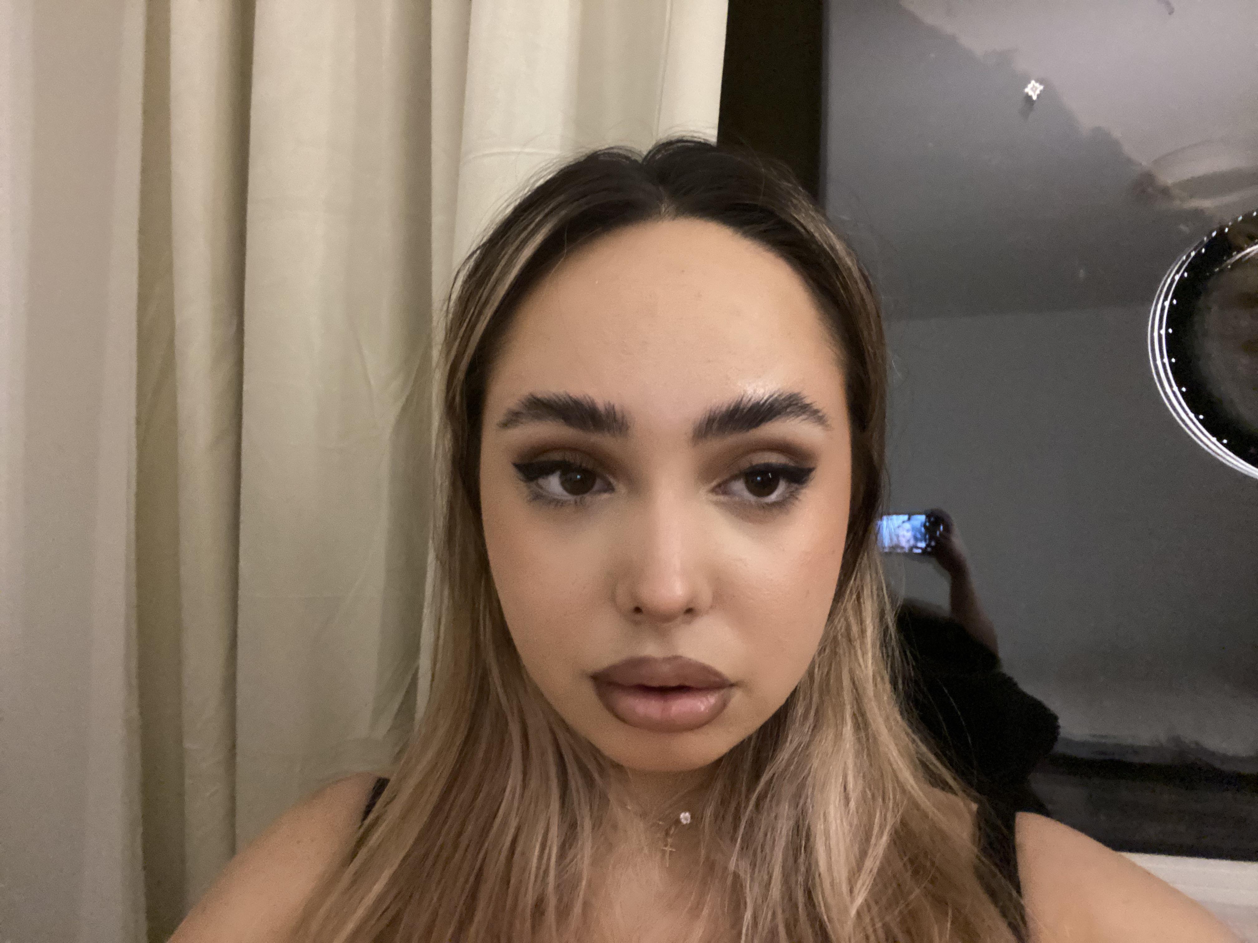 Hazel babes | Scrolller