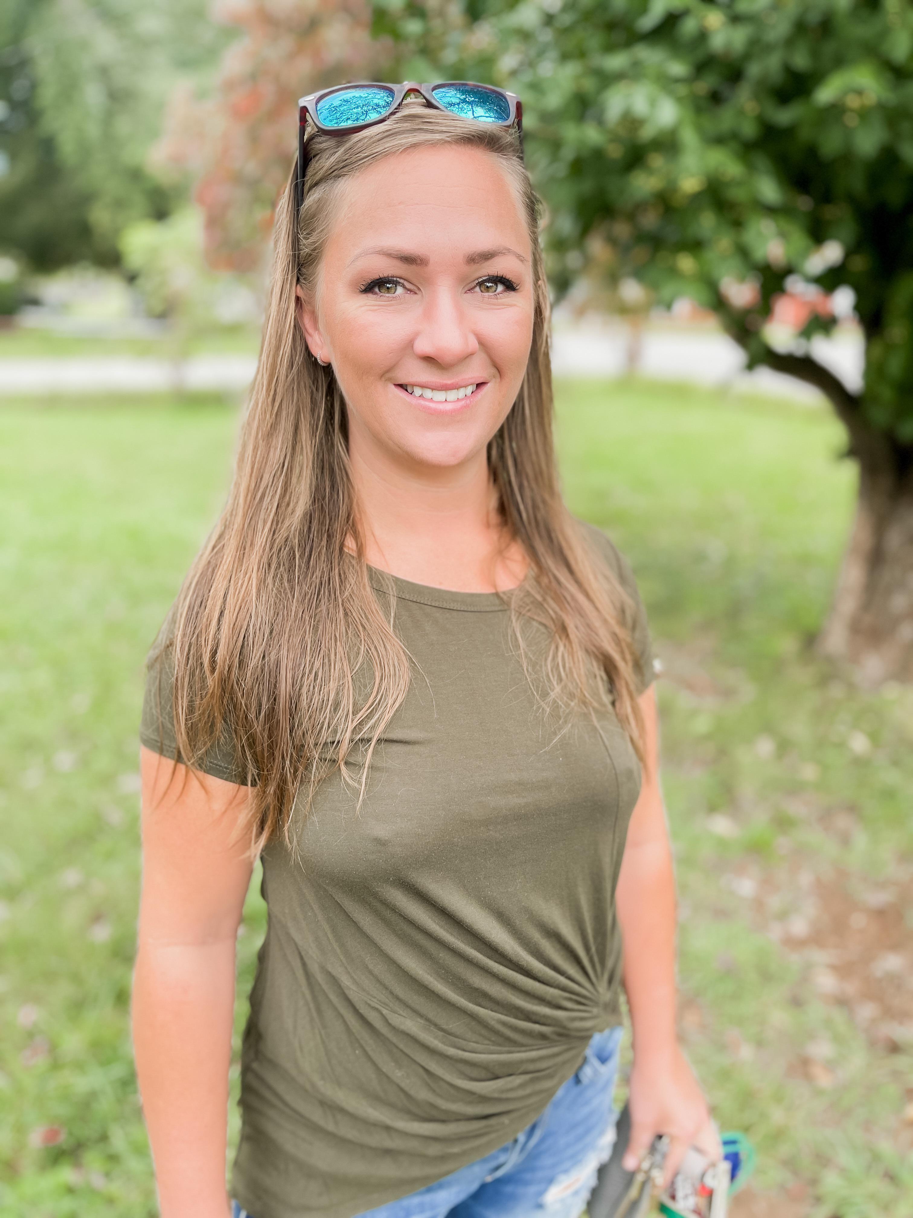 Headed out to do MILFy things. | Scrolller