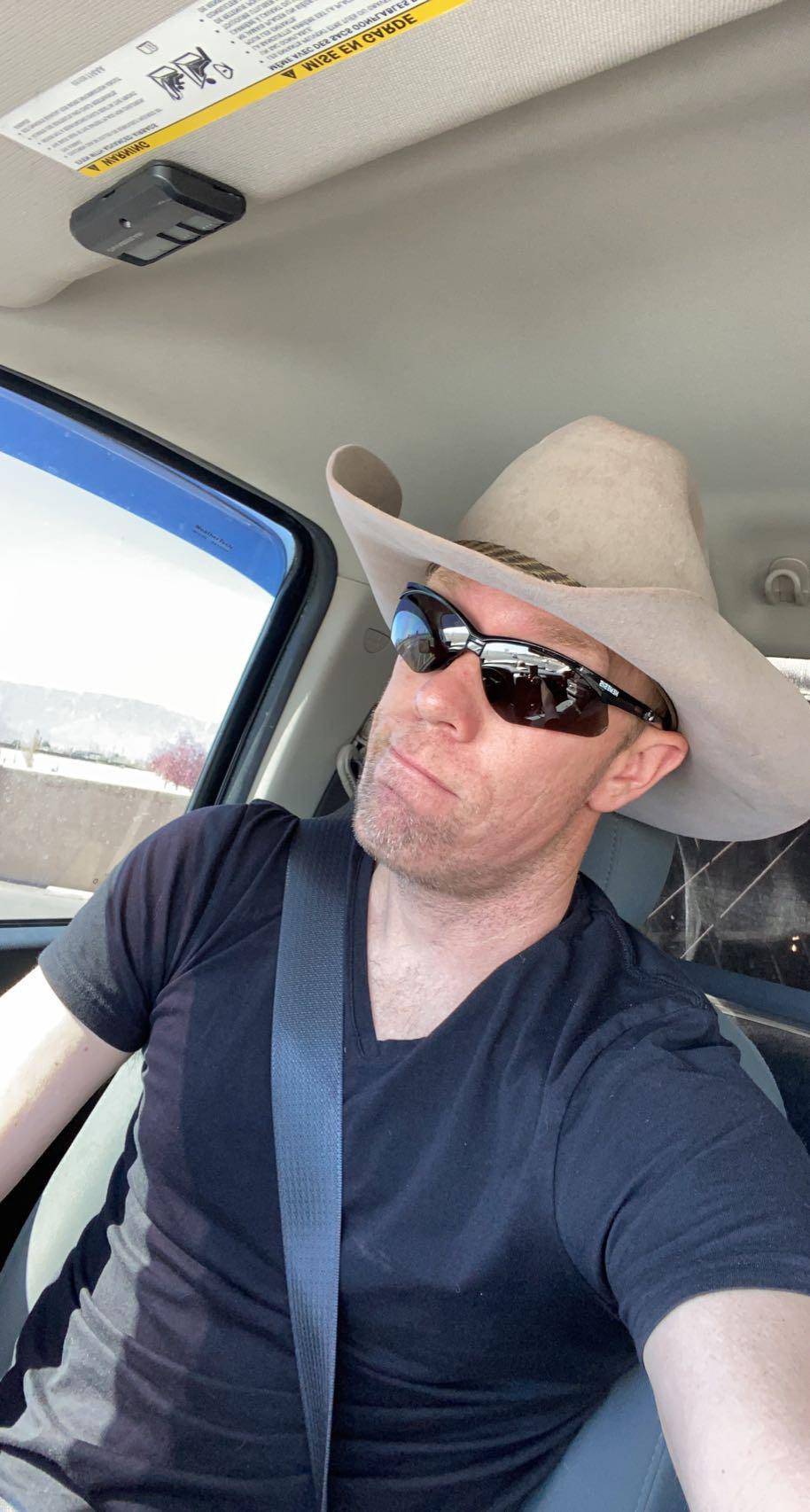 Headed to the ranch ! | Scrolller