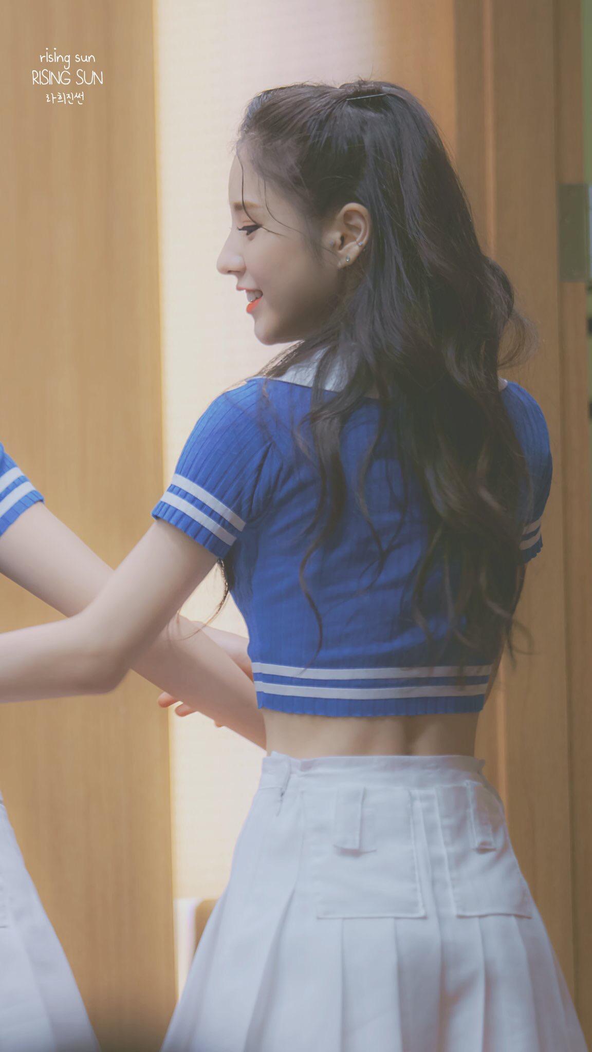 Heejin | Scrolller