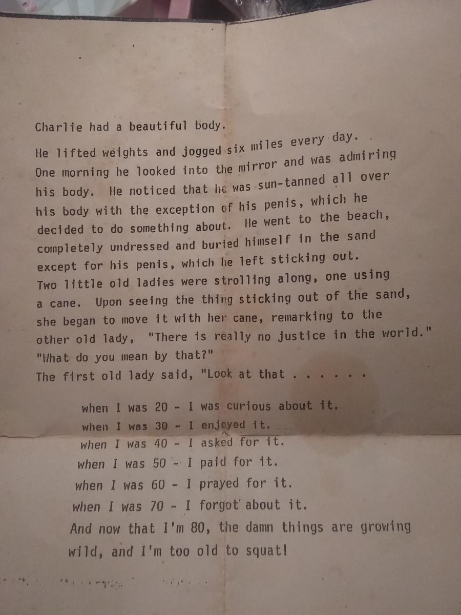 hehe...... Gross. | Scrolller