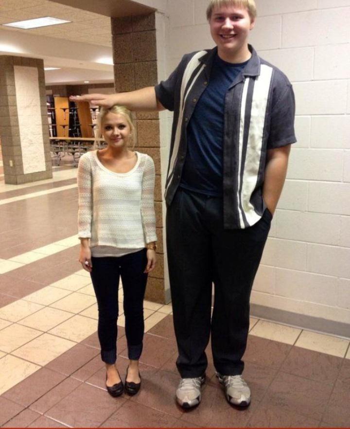 Height comparison of Charlotte and kieron | Scrolller