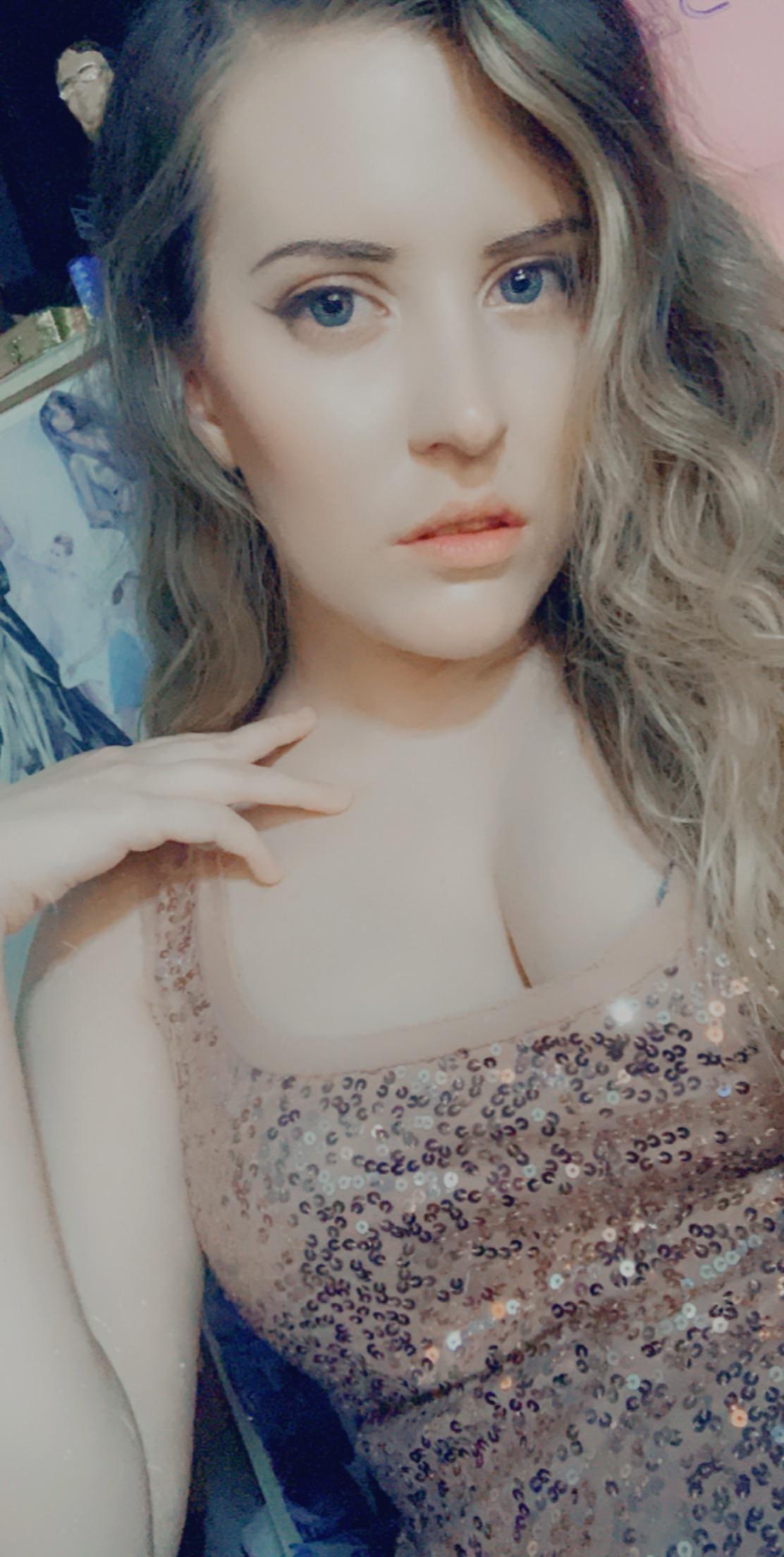 Hello again! ☺️ | Scrolller