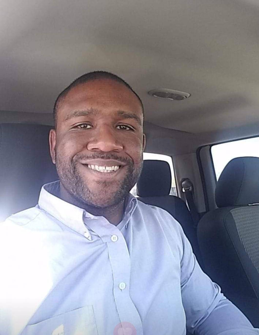 Hello beautiful people!! Spread some love today!!! | Scrolller