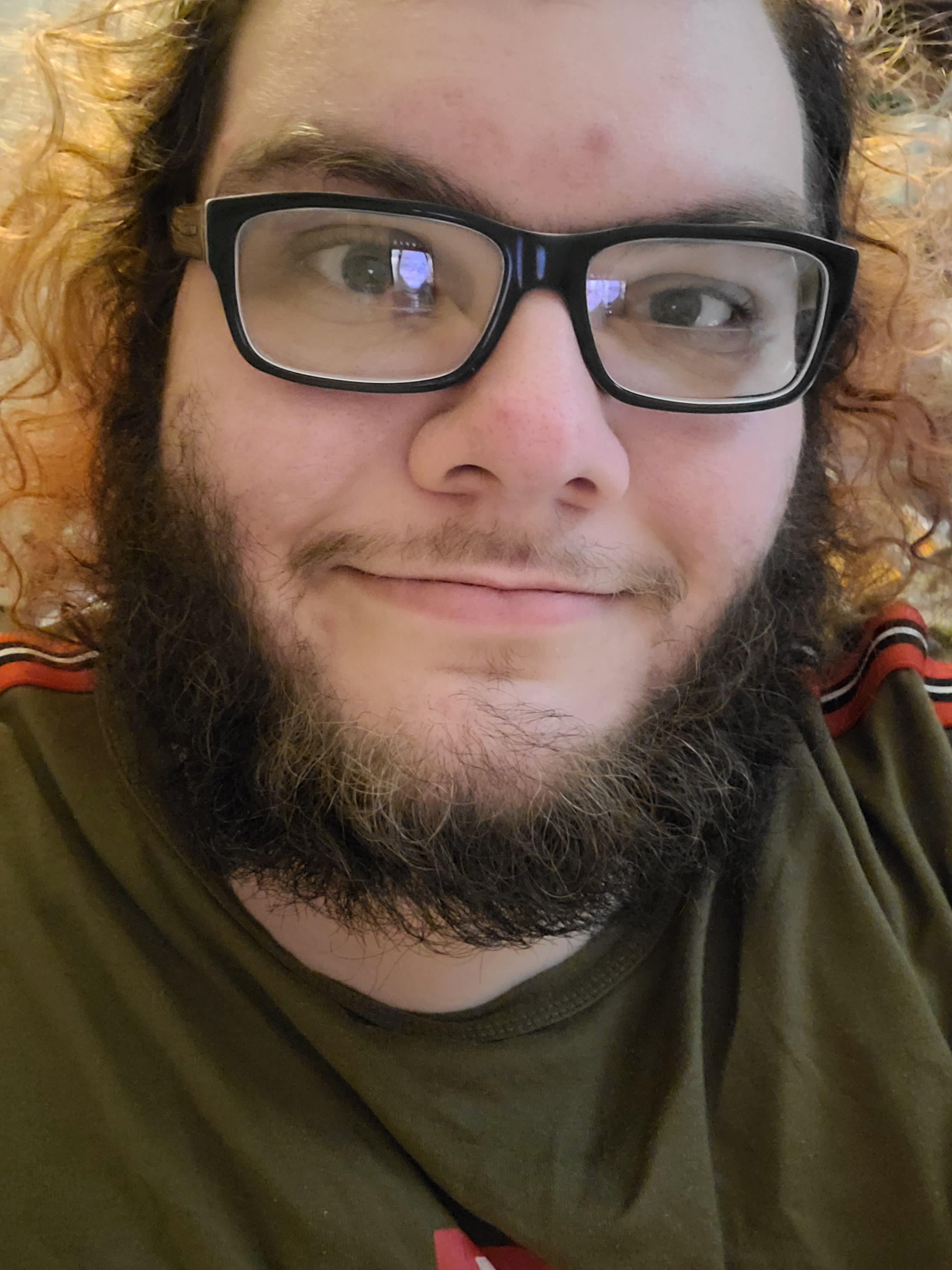 Hello everyone | Scrolller