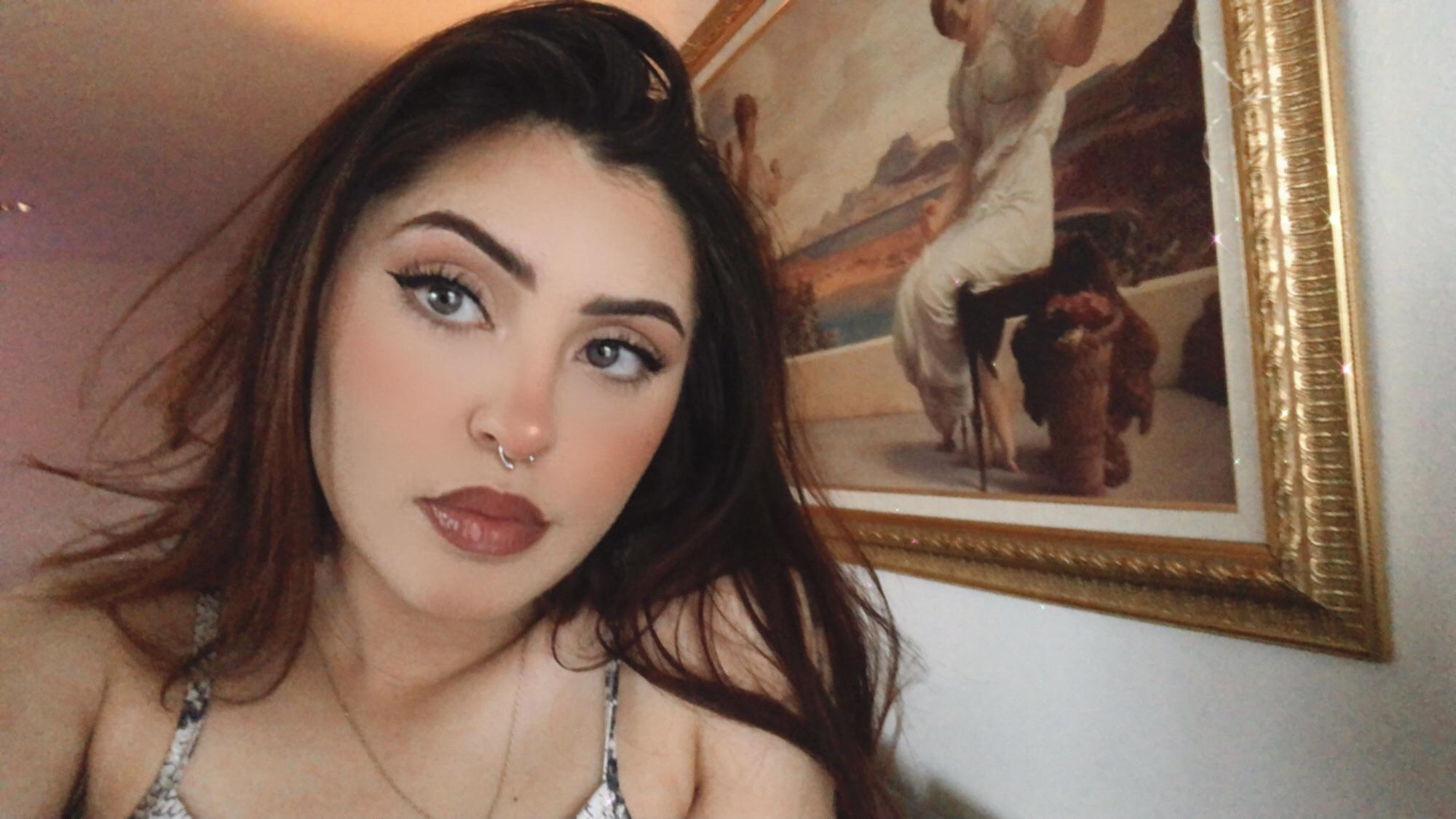 Hello, felt pretty ☺️ [f23] | Scrolller