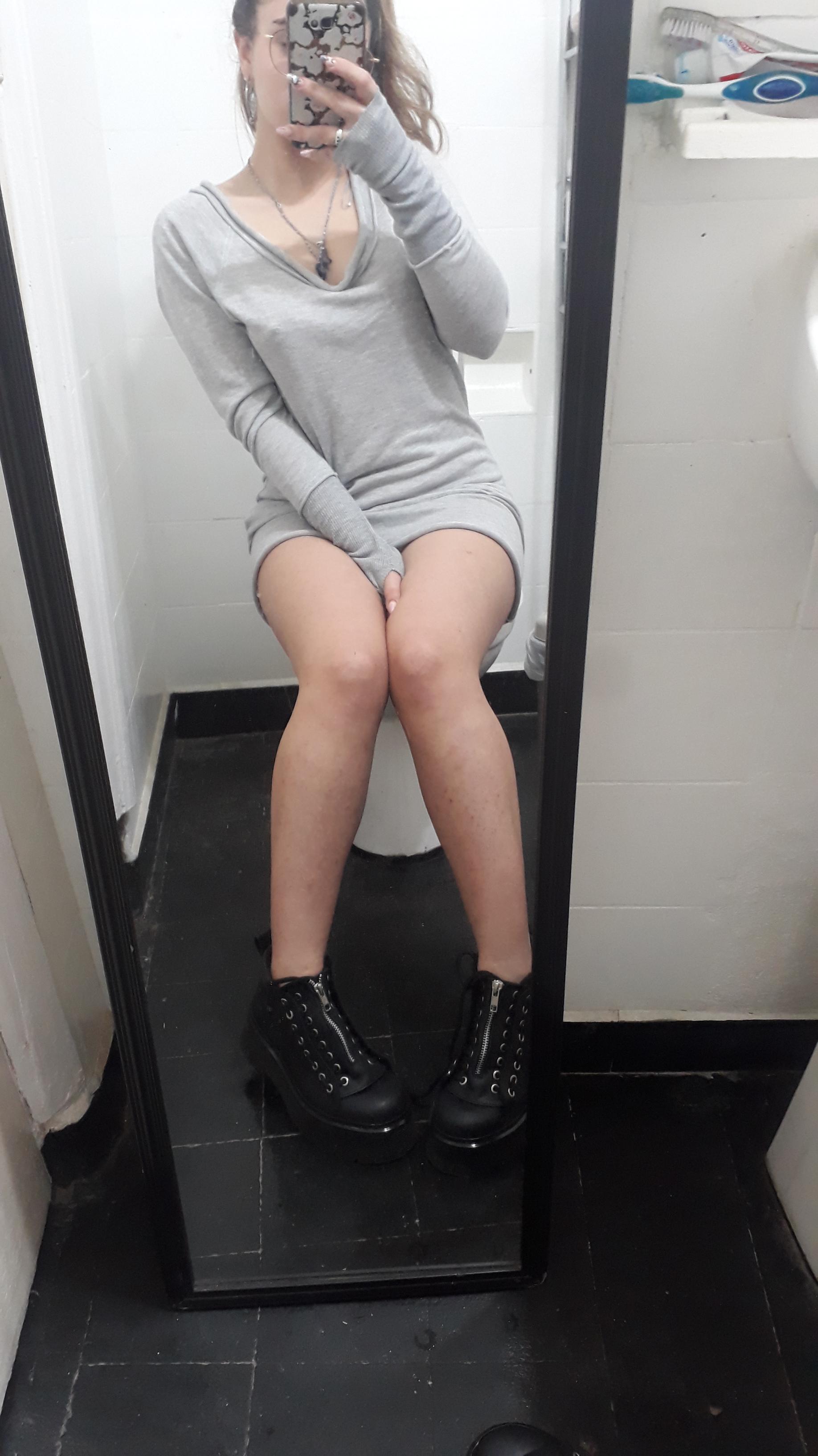 Hello guys | Scrolller