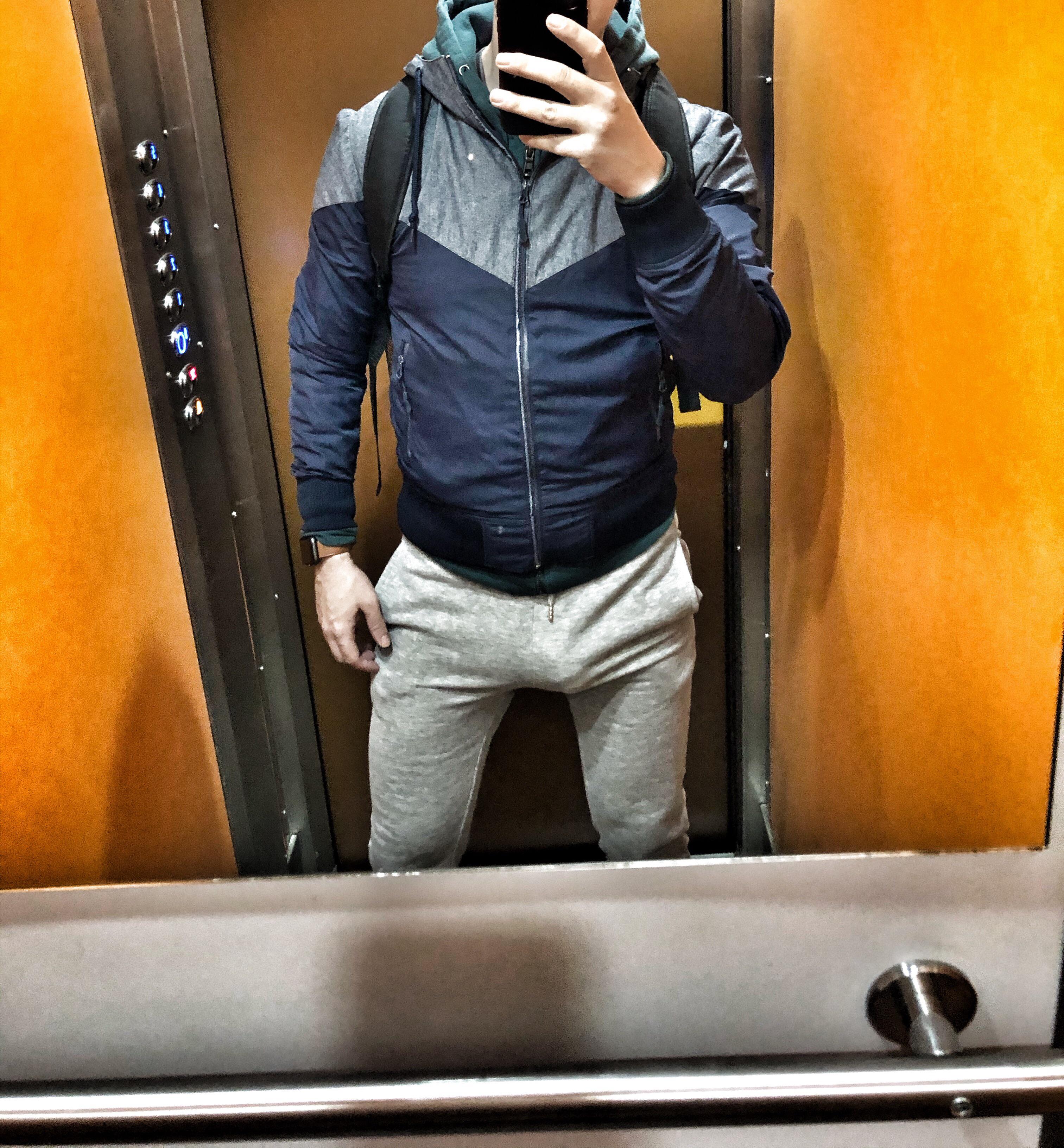 Hello guys | Scrolller