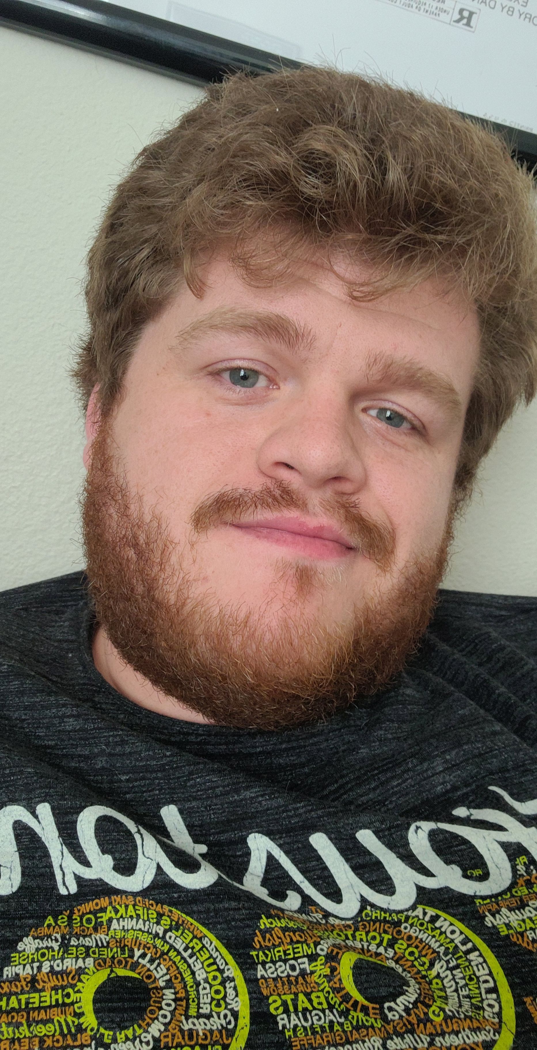 Hello handsome men! | Scrolller