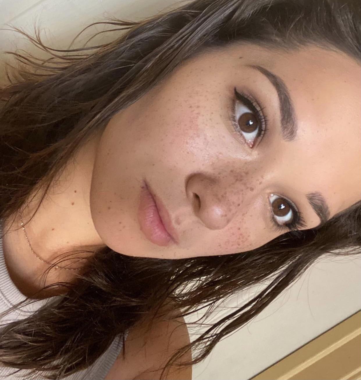 Hello 🥰 ️ (over18) | Scrolller