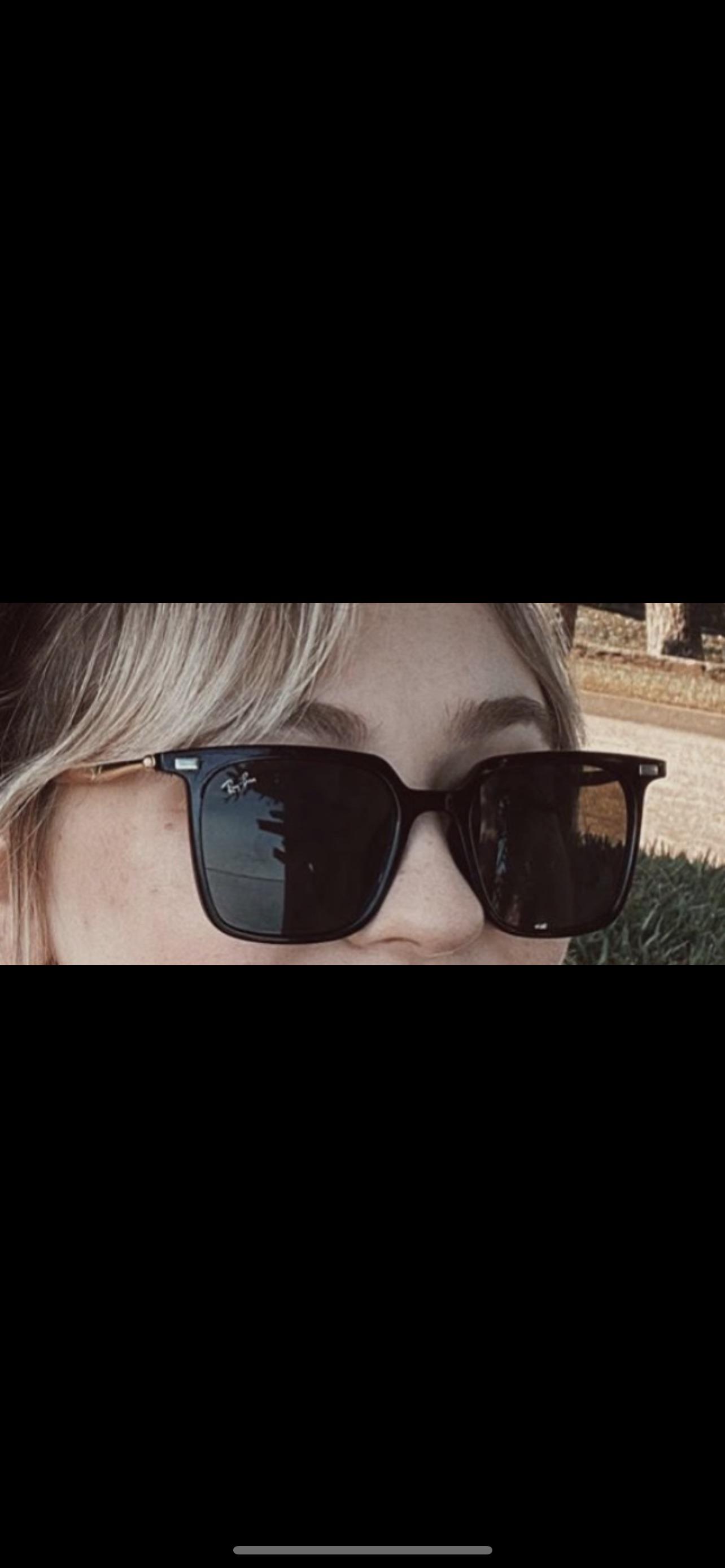 Help Identify Please | Scrolller