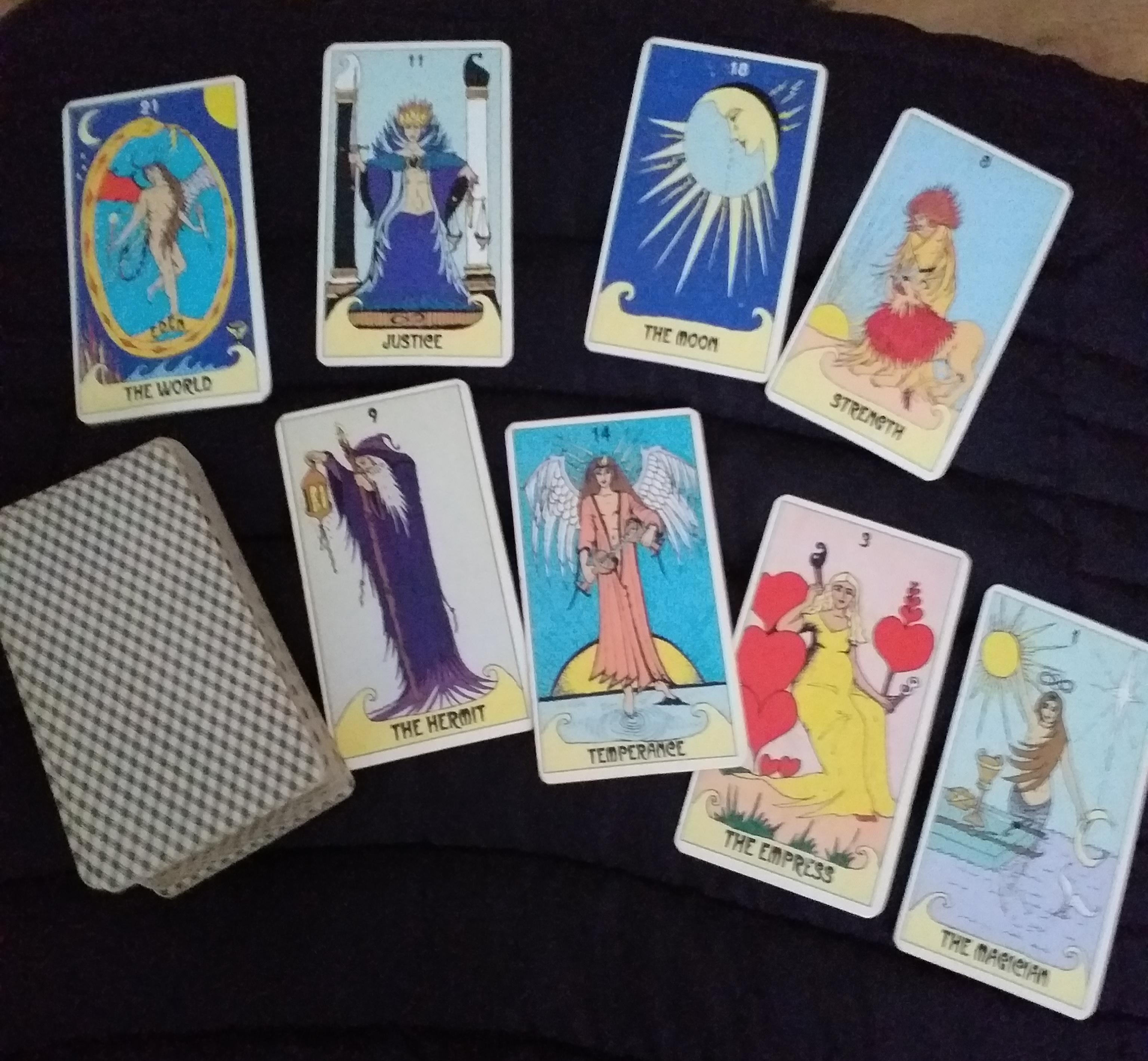 Help identify tarot deck | Scrolller