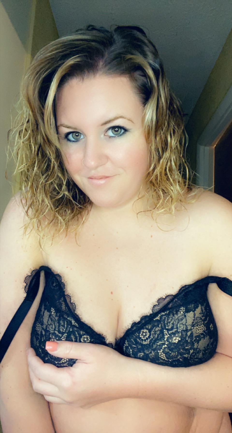 Help me take it off | Scrolller