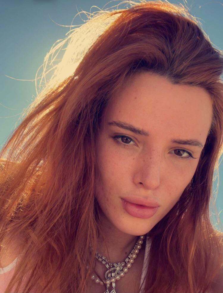 Her lips look amazing!!! | Scrolller