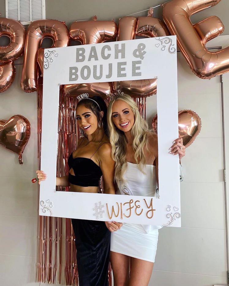 Jade McKenzee | Scrolller