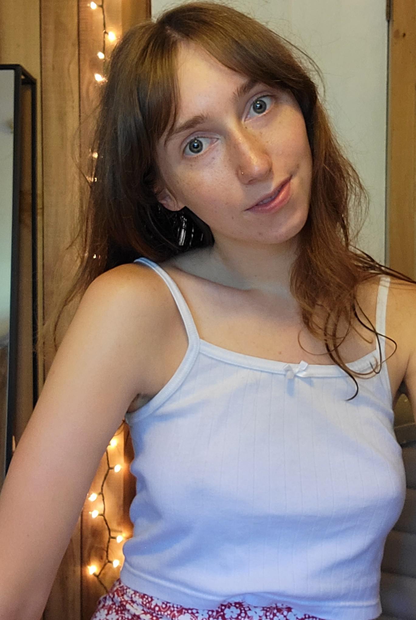 Here's a little smirk to start your week 😊 | Scrolller